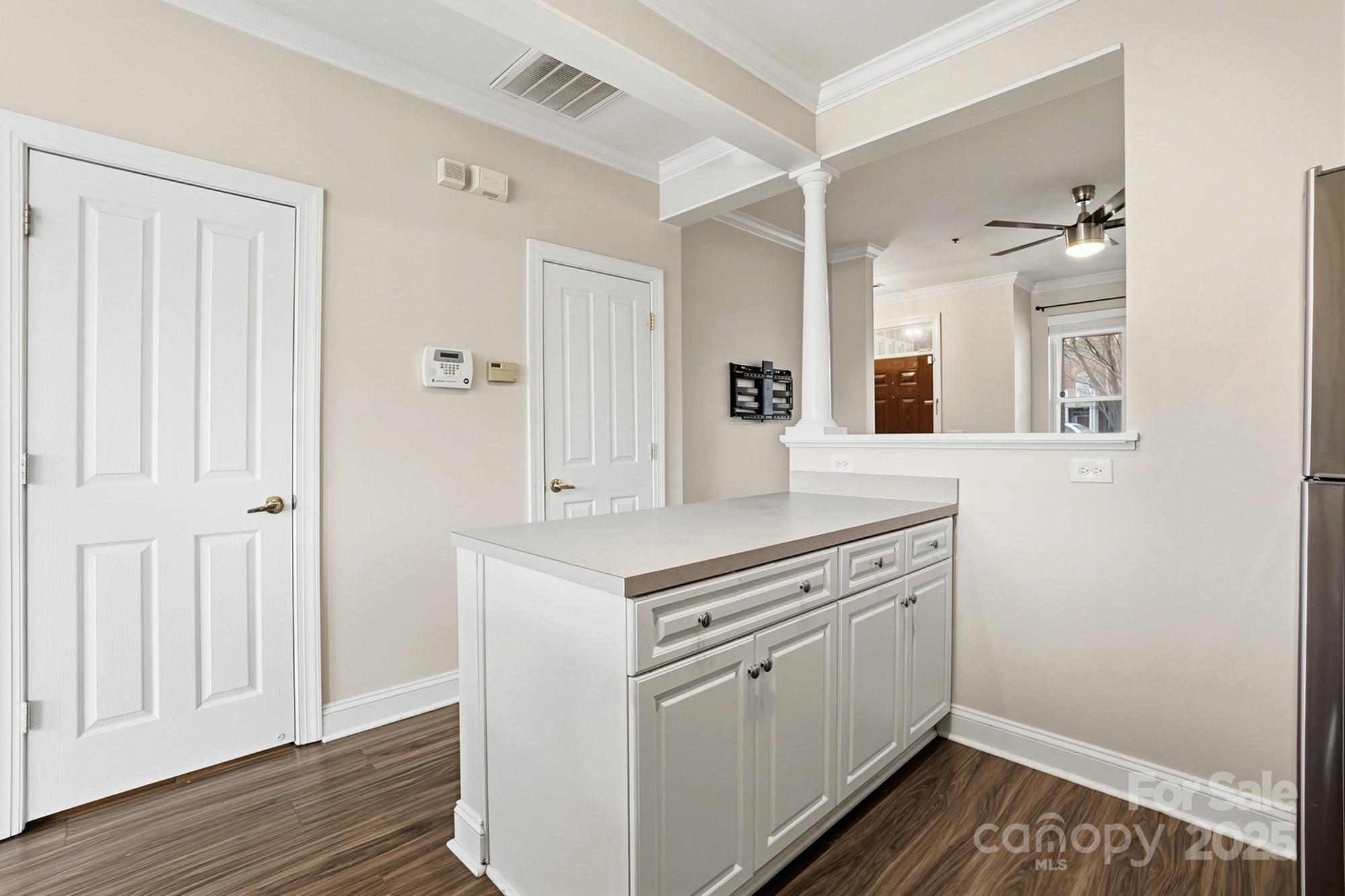 Photo 17 of 518 E 9th Street, Charlotte, NC