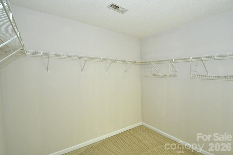 Photo 9 of 6710 Goldenwillow Drive, Charlotte, NC