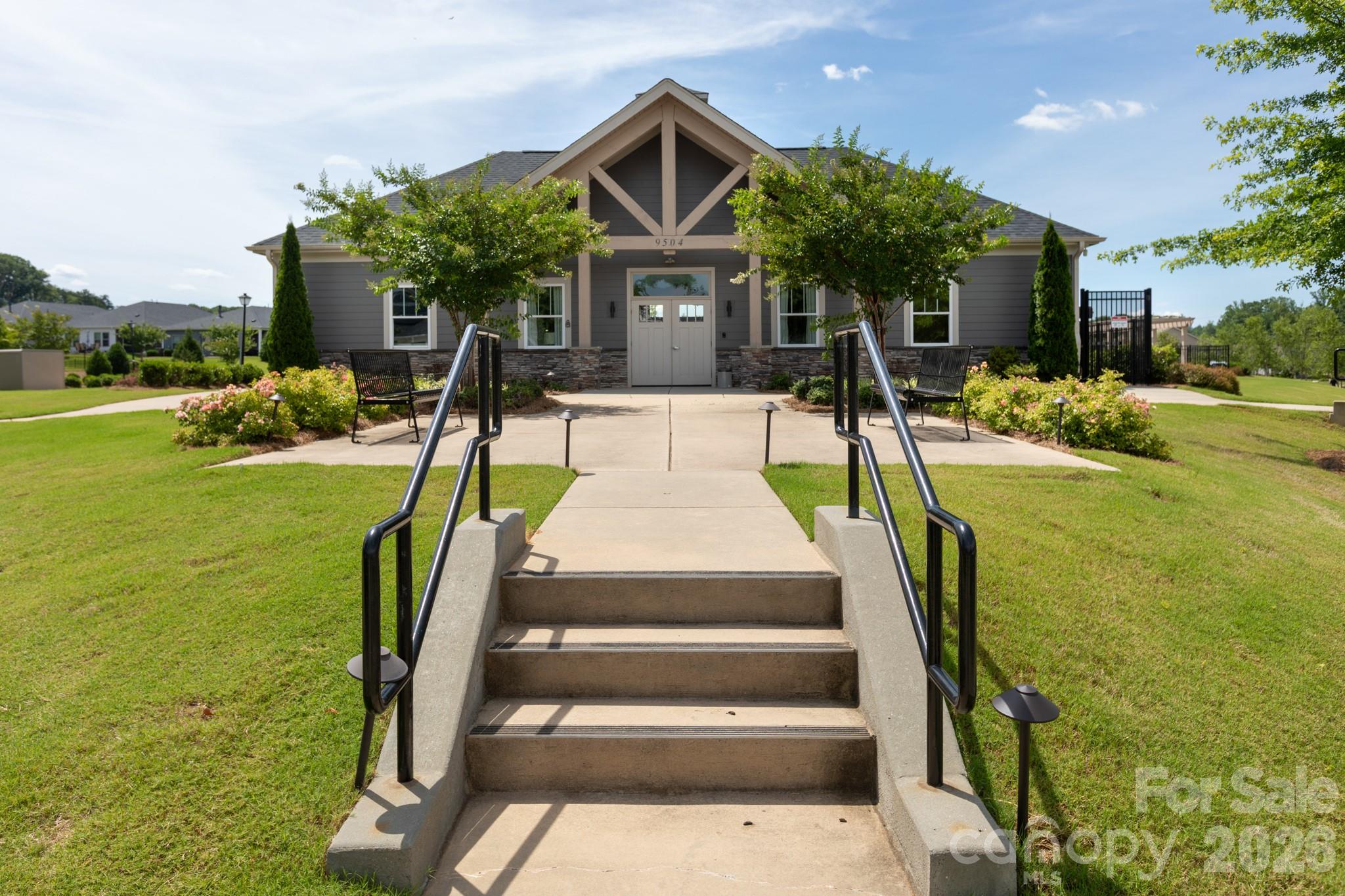 Home for sale at 11809 Red Leaf Drive, Charlotte, NC — photo 43 of 45