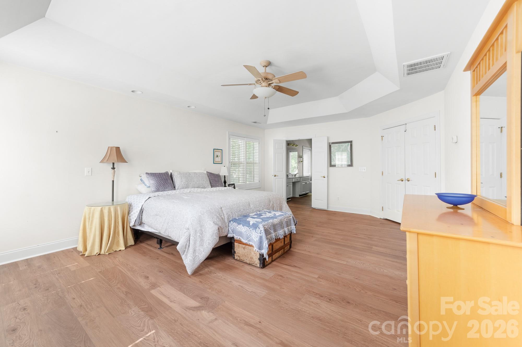 8812 Kingston Forest Drive, Charlotte, NC - photo 22 of 37
