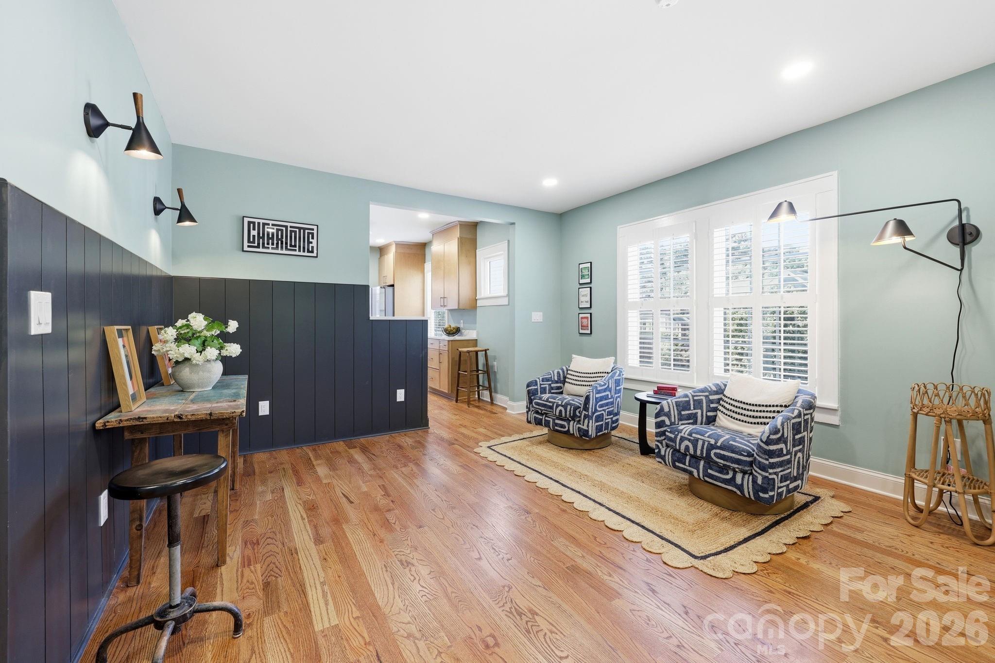Home for sale at 327 Campus Street, Charlotte, NC — photo 10 of 48