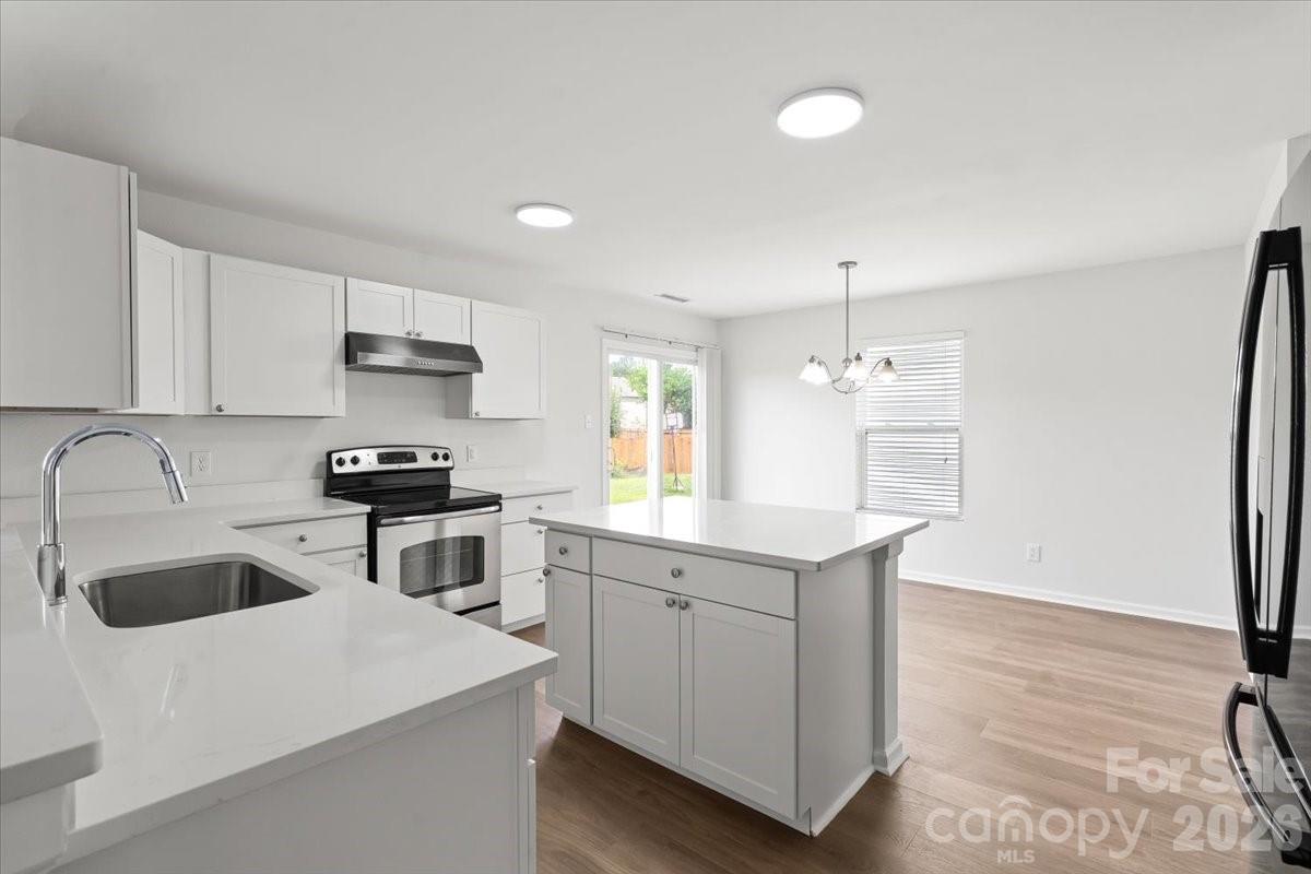 Home for sale at 12932 Silvaire Farm Road, Charlotte, NC — photo 16 of 46