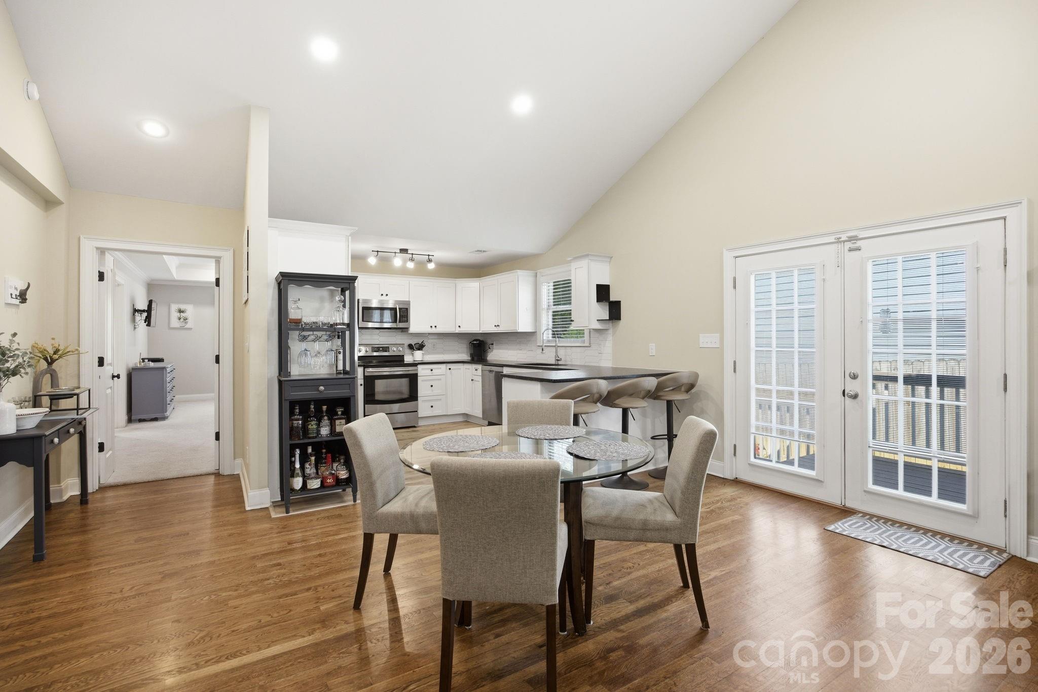 Photo 4 of 1742 Dunkirk Drive, Charlotte, NC