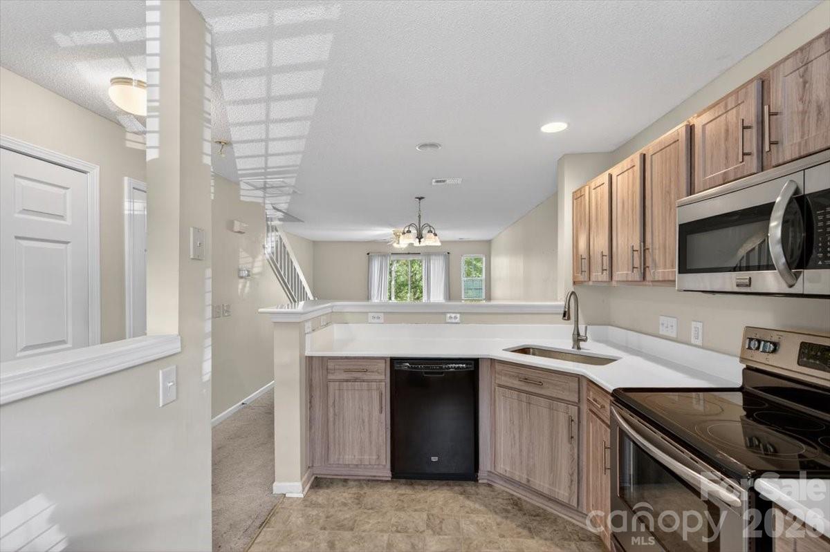Photo 14 of 17035 Turning Stick Court, Charlotte, NC