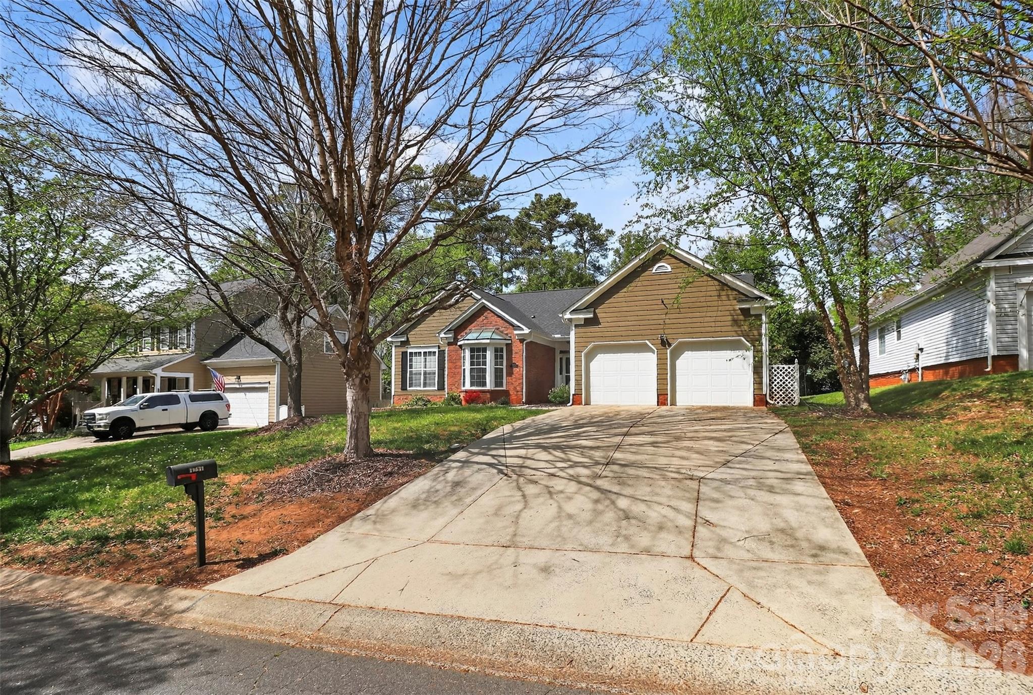 Photo 43 of 10631 Jardin Way, Charlotte, NC