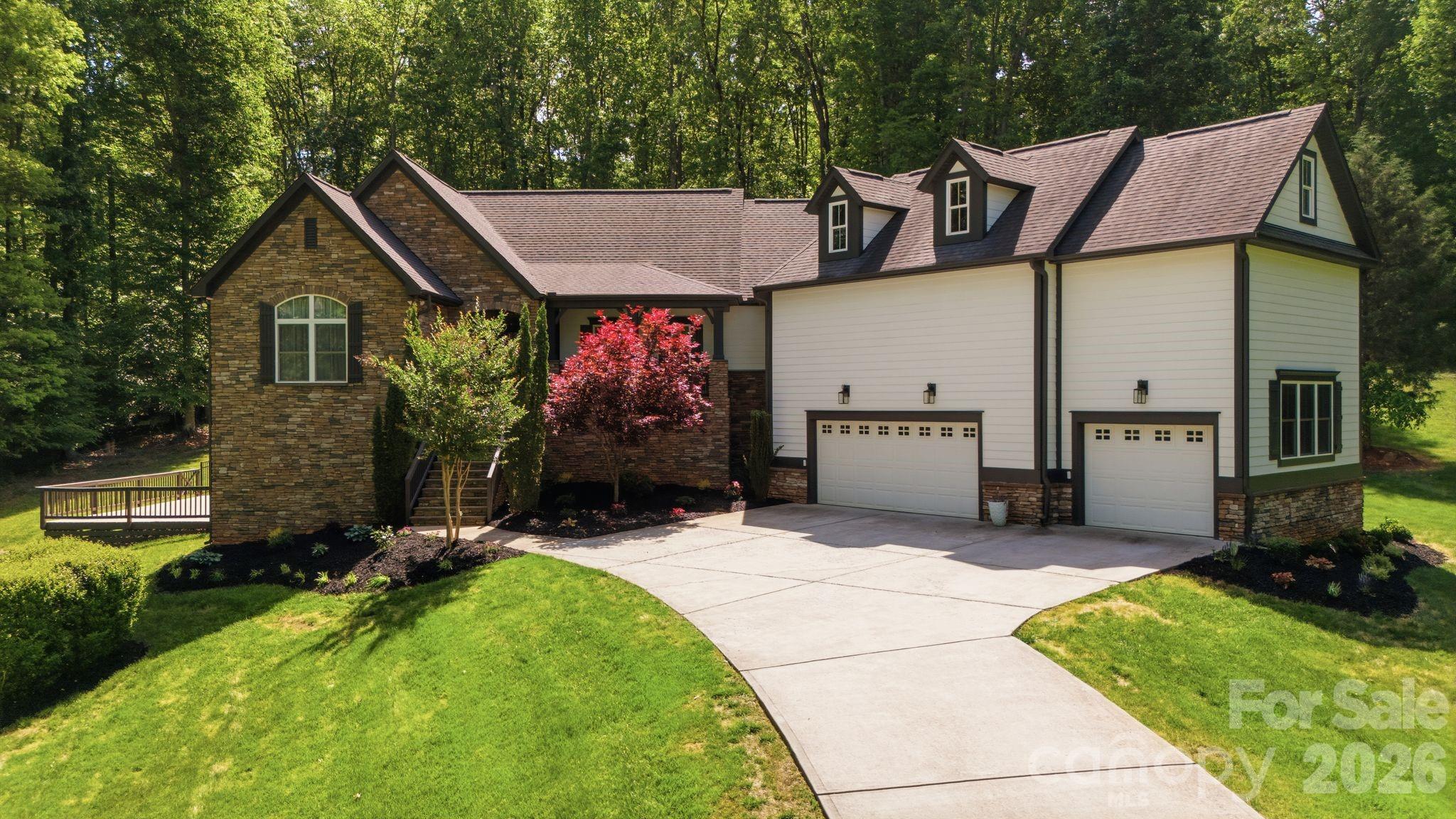 221 Logan Crossing Drive, Davidson, NC
