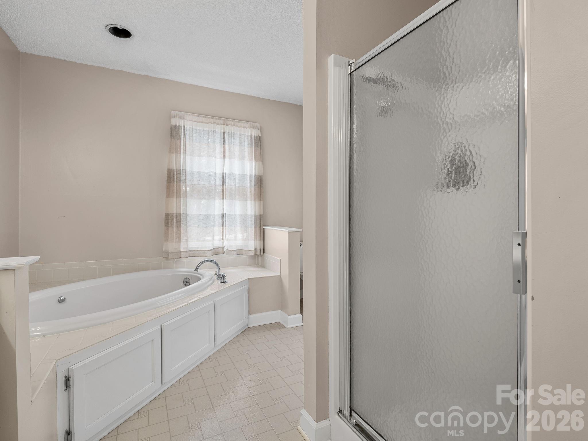 1570 Roddy Road, Campobello, SC - photo 16 of 39
