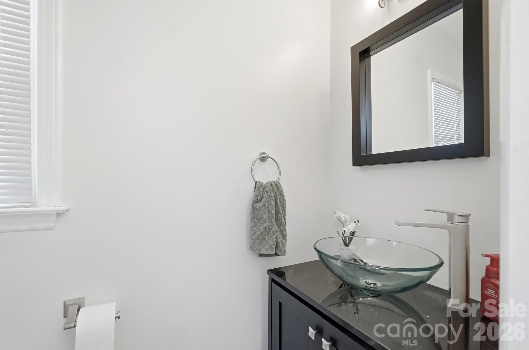 Photo 20 of 10129 Hanover Glen Road, Charlotte, NC