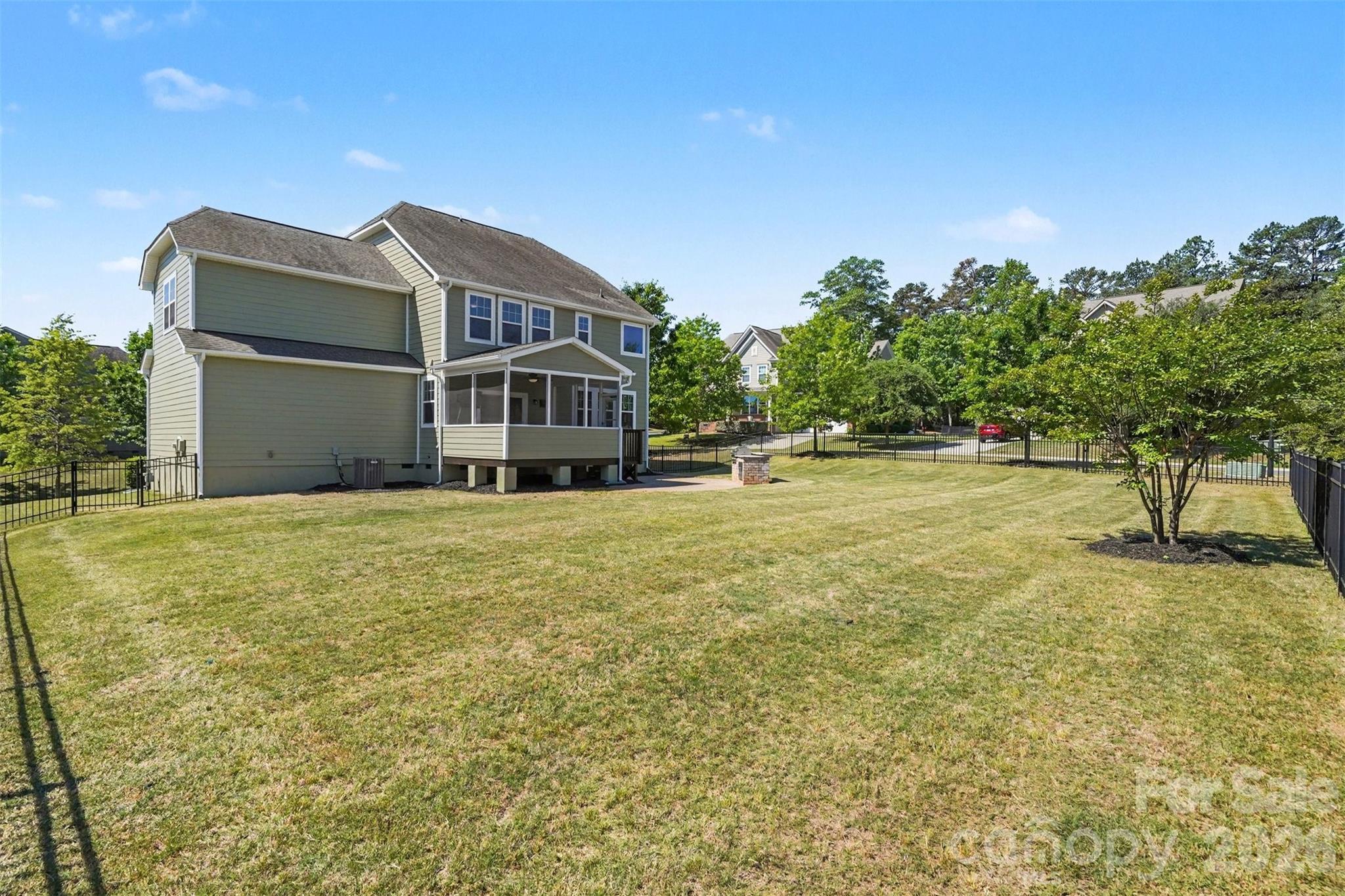 Photo 30 of 16316 Thoroughbred Trace Lane, Charlotte, NC