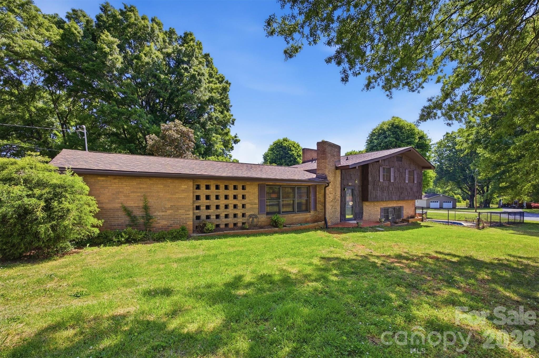 3634 Brookwood Drive, Maiden, NC - photo 3 of 35