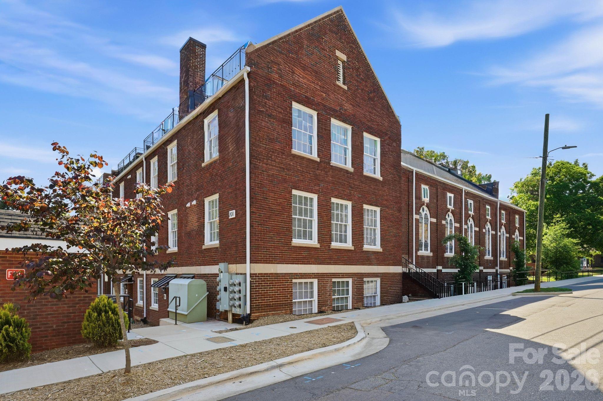 Photo 12 of 203 Grandin Road1, Charlotte, NC