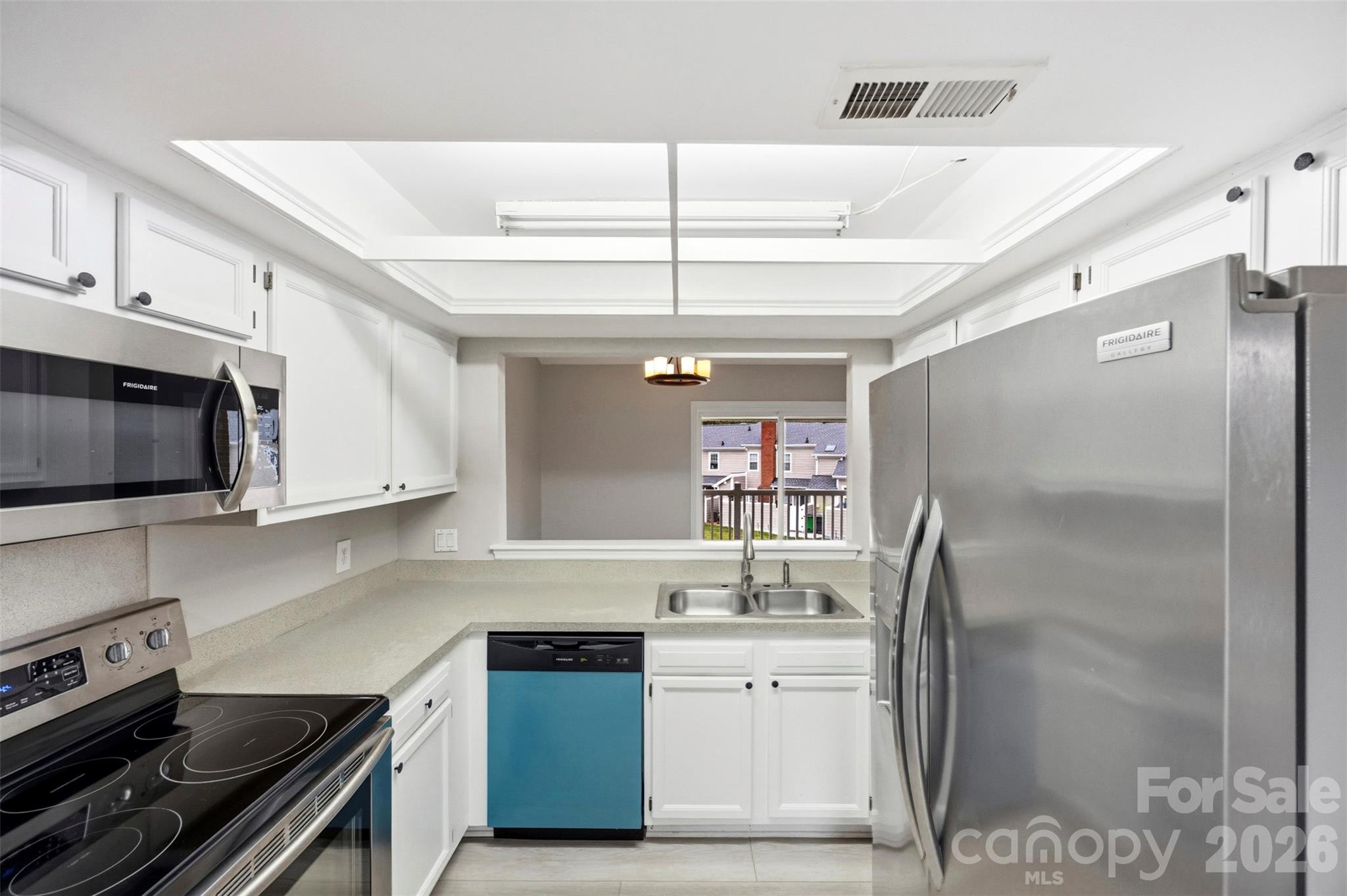 Photo 6 of 9320 South Vicksburg Park Court, Charlotte, NC