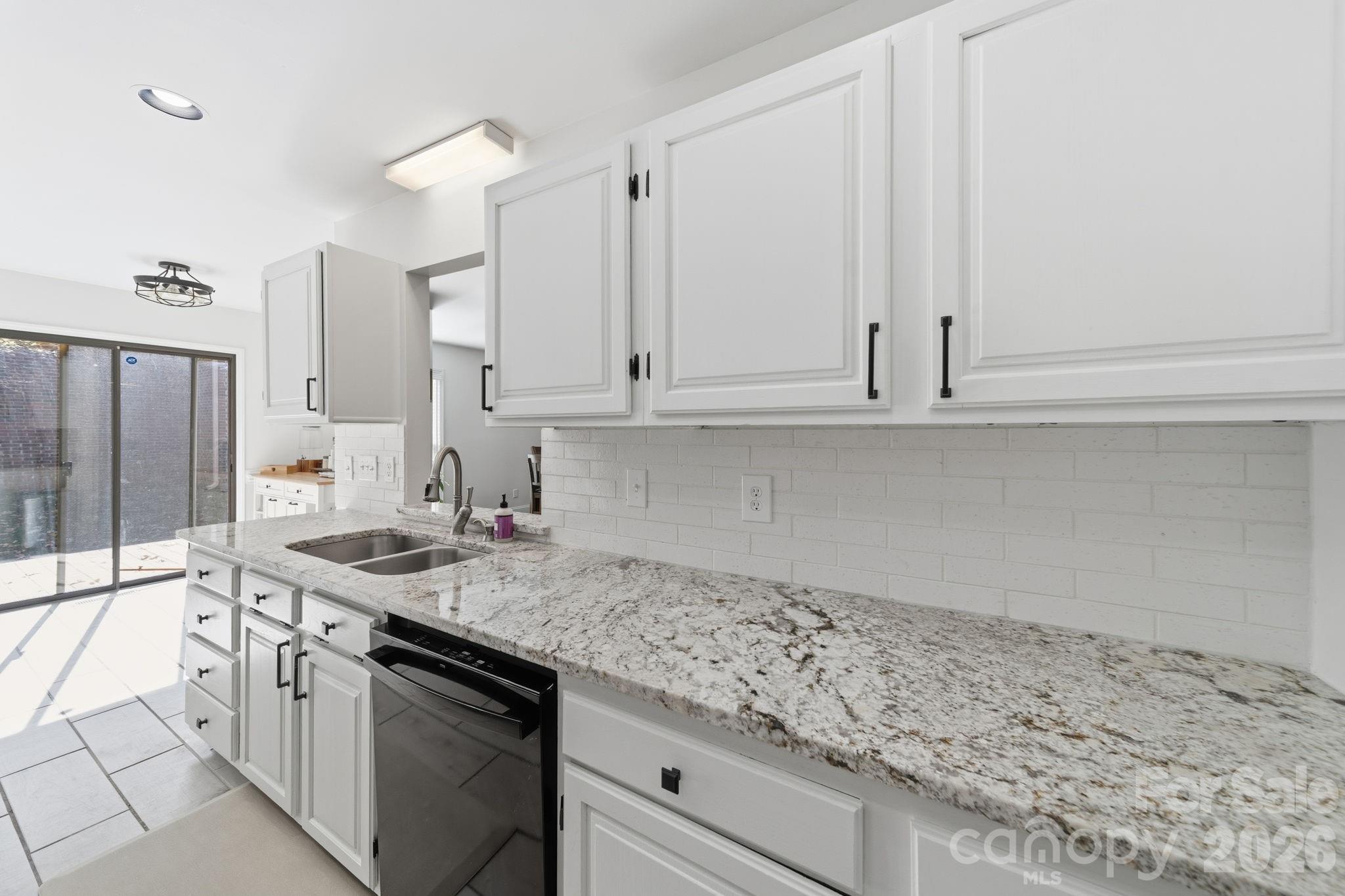 Photo 8 of 5204 Tedorill Lane, Charlotte, NC