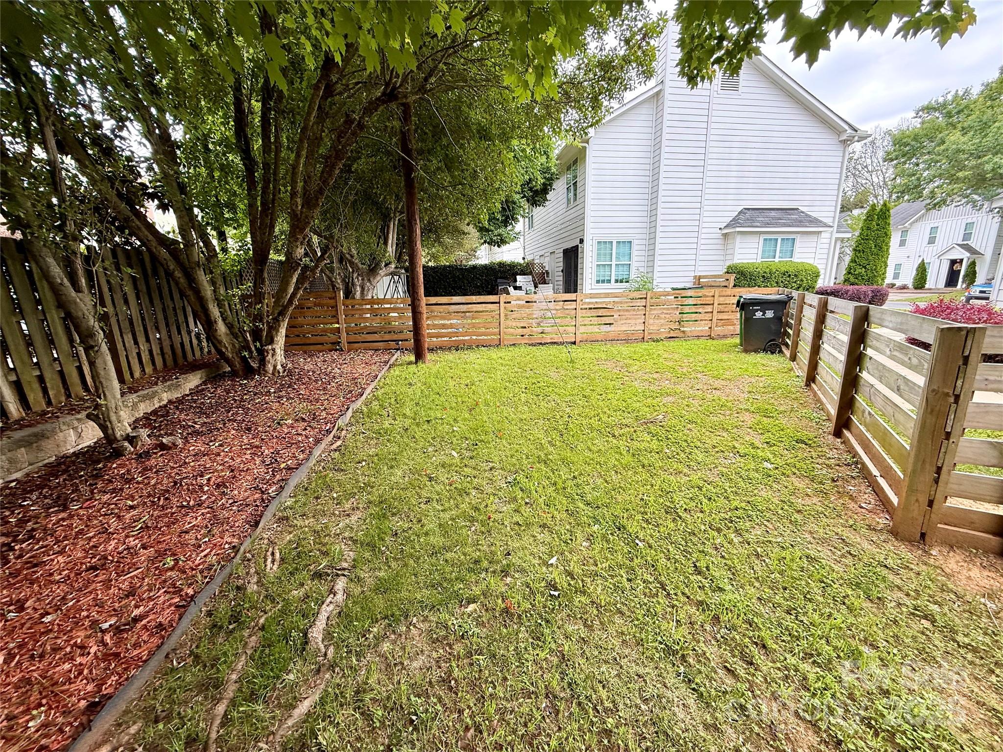 1519 Briar Creek RoadB, Charlotte, NC - photo 31 of 33
