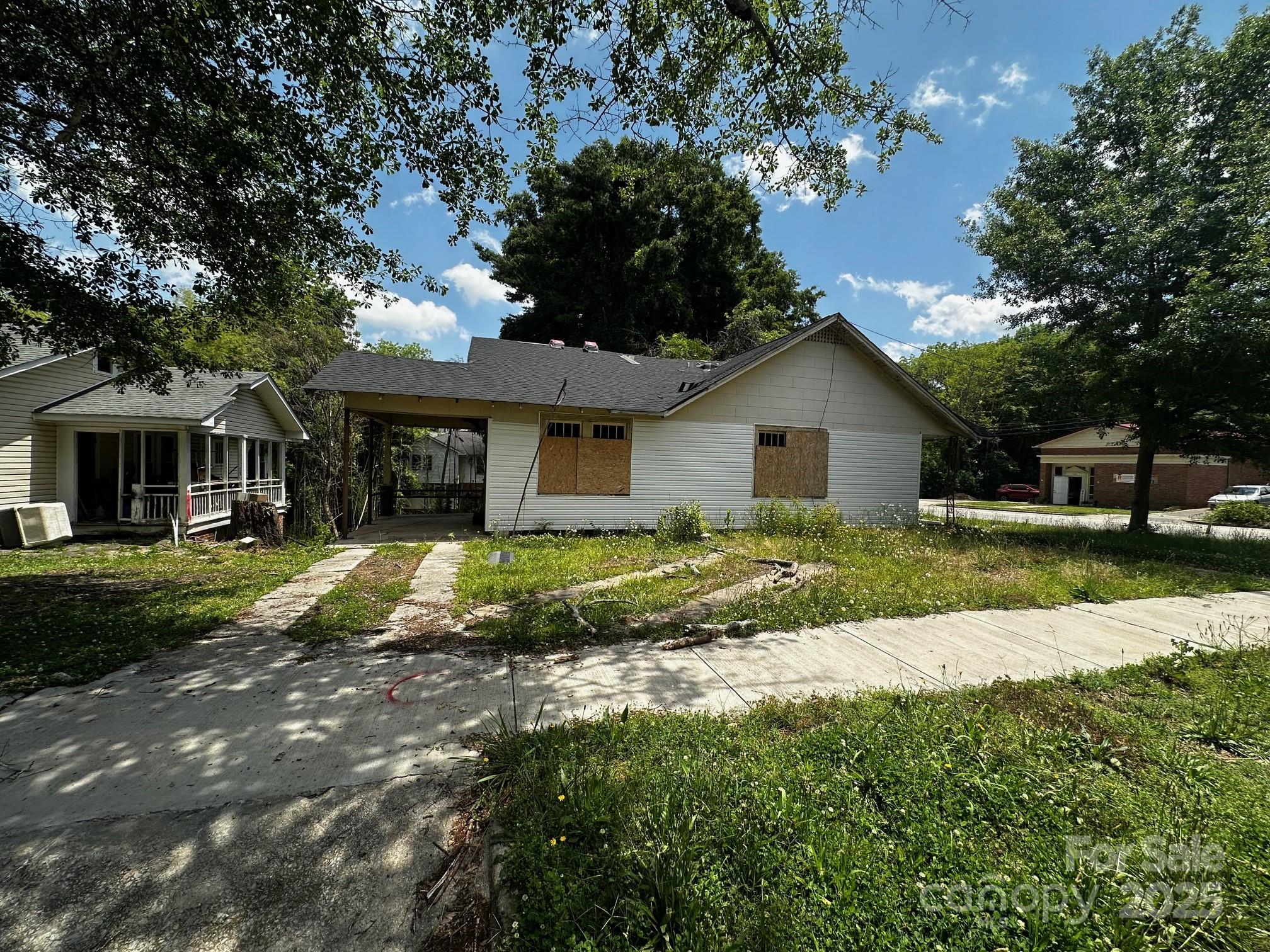 Photo 4 of 306 E Arch Street, Lancaster, SC