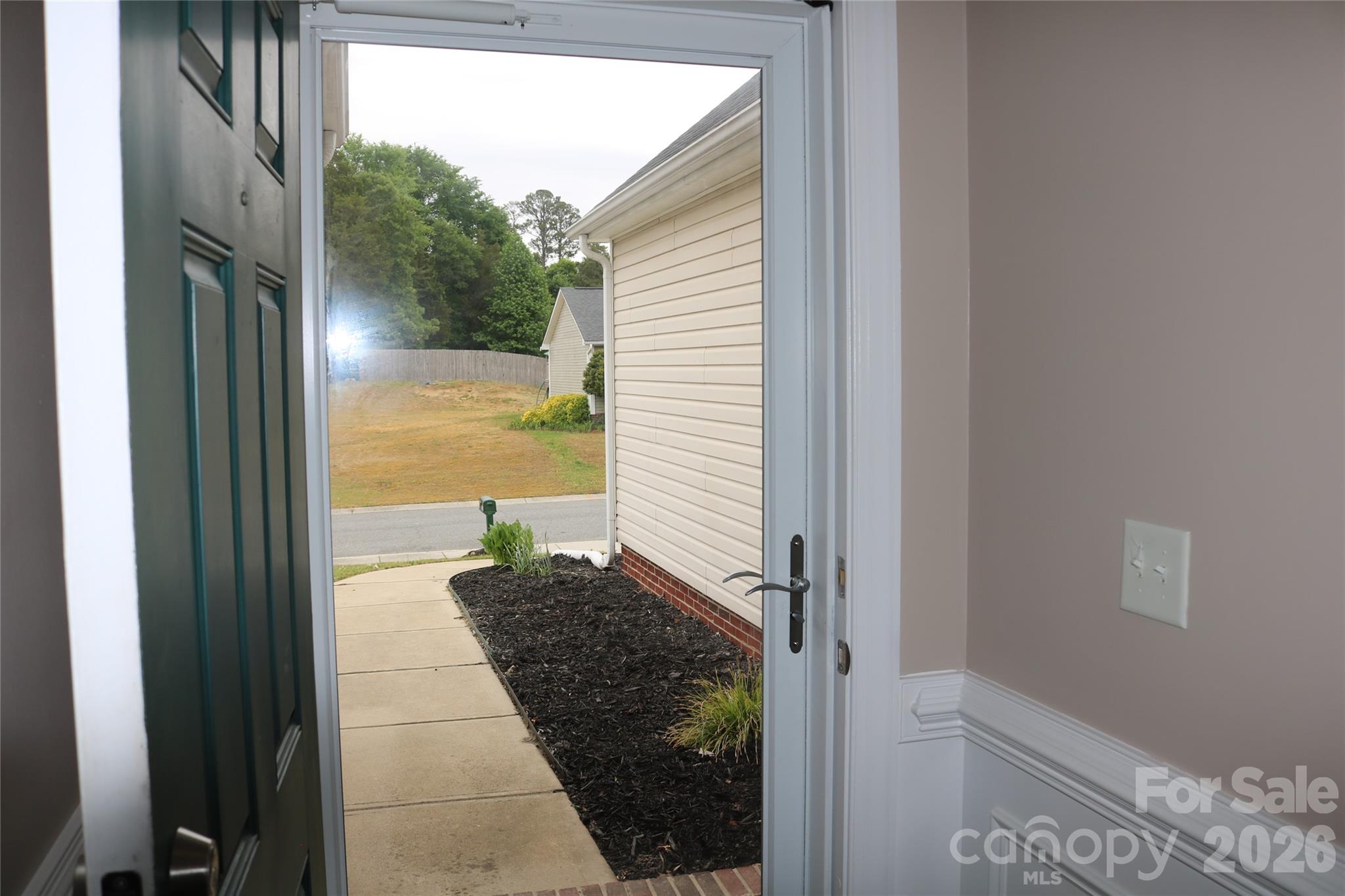 Photo 3 of 862 Loch Lomond Circle, Concord, NC