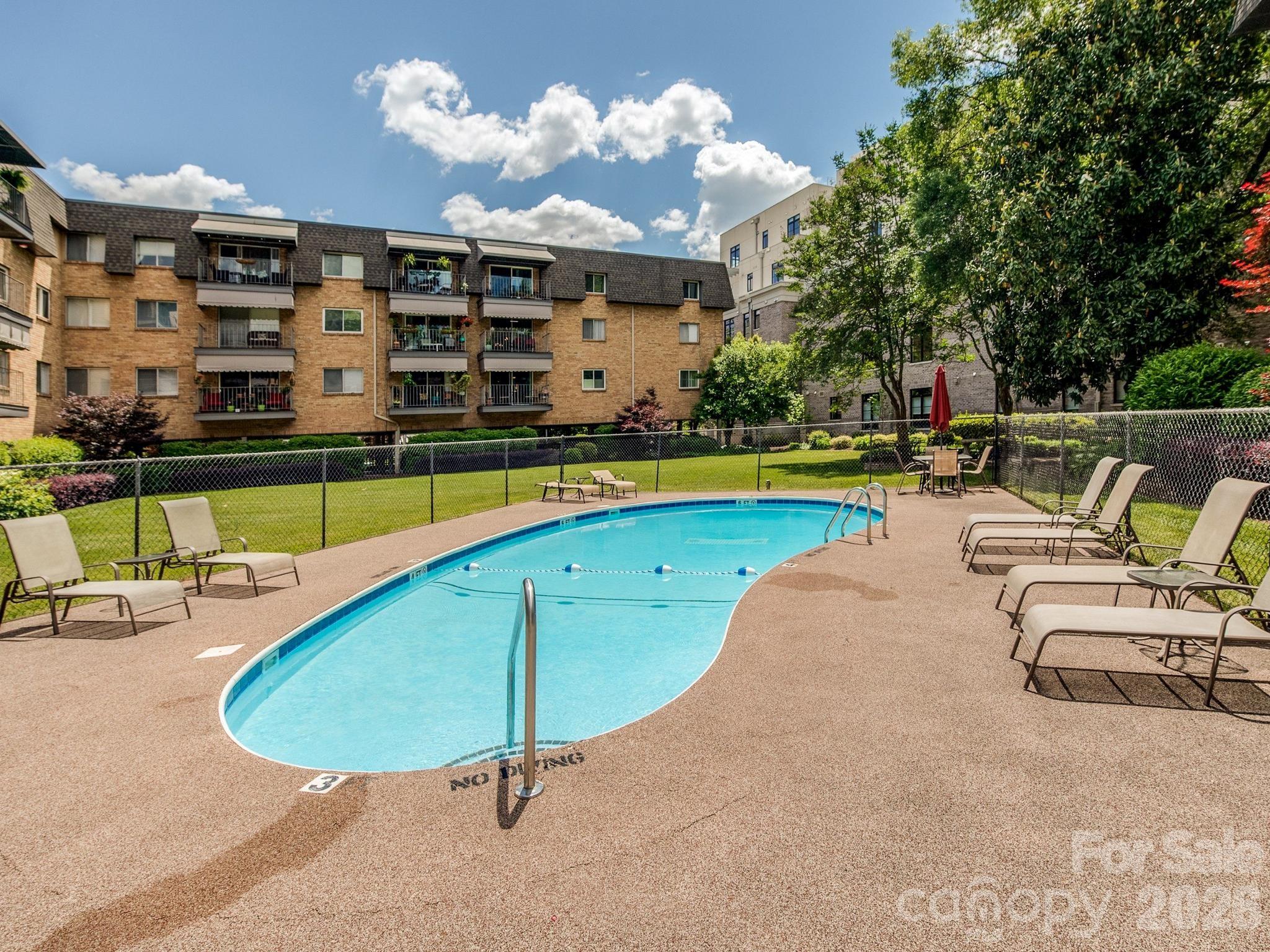 Photo 17 of 1323 Queens Road309, Charlotte, NC
