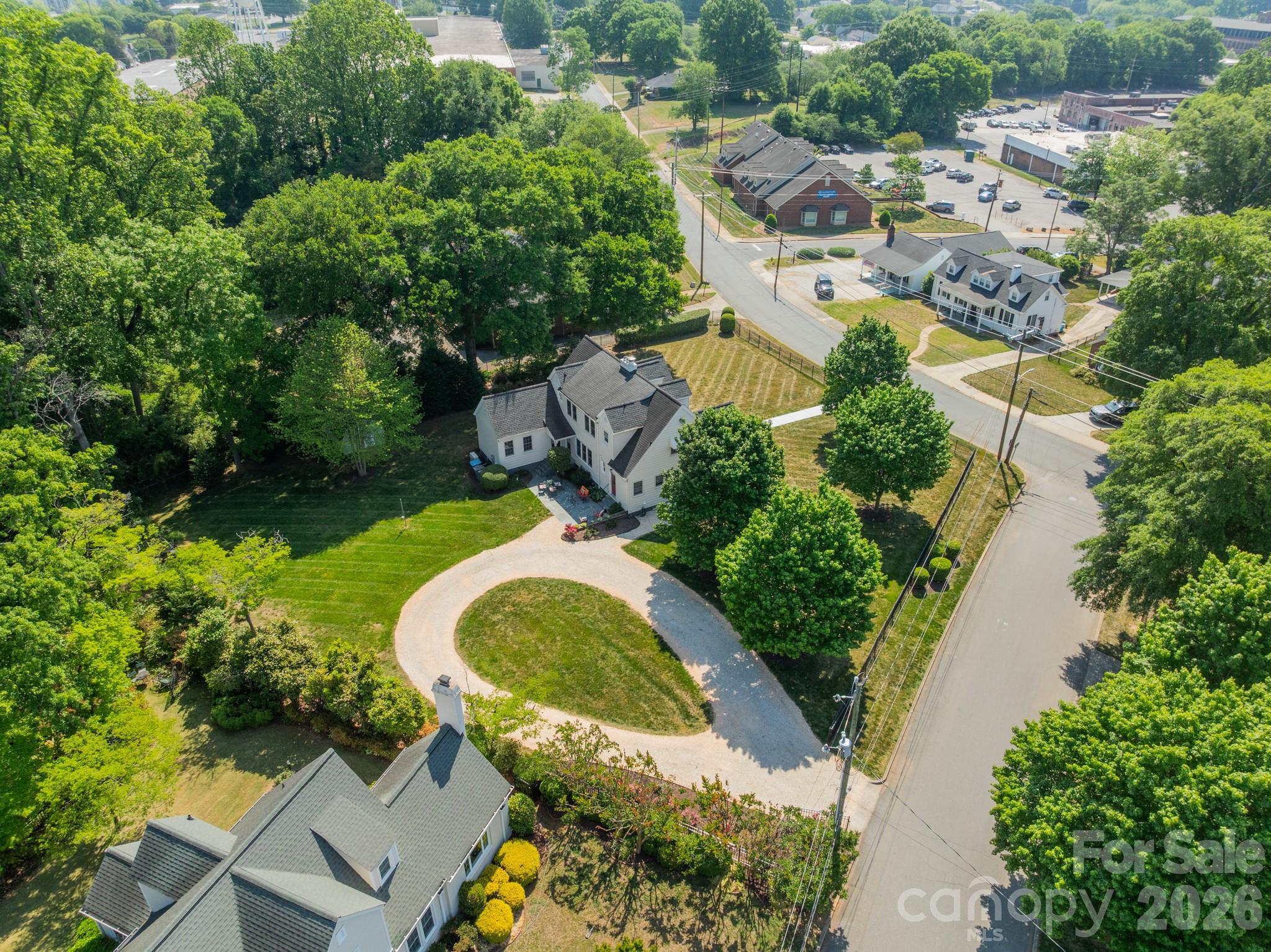 27 Circle Drive, Belmont, NC - photo 7 of 48