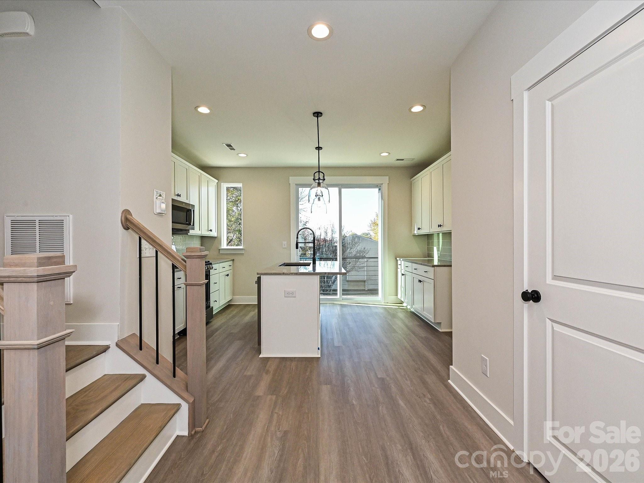 Photo 3 of 912 Callahan StreetEQX1665, Charlotte, NC