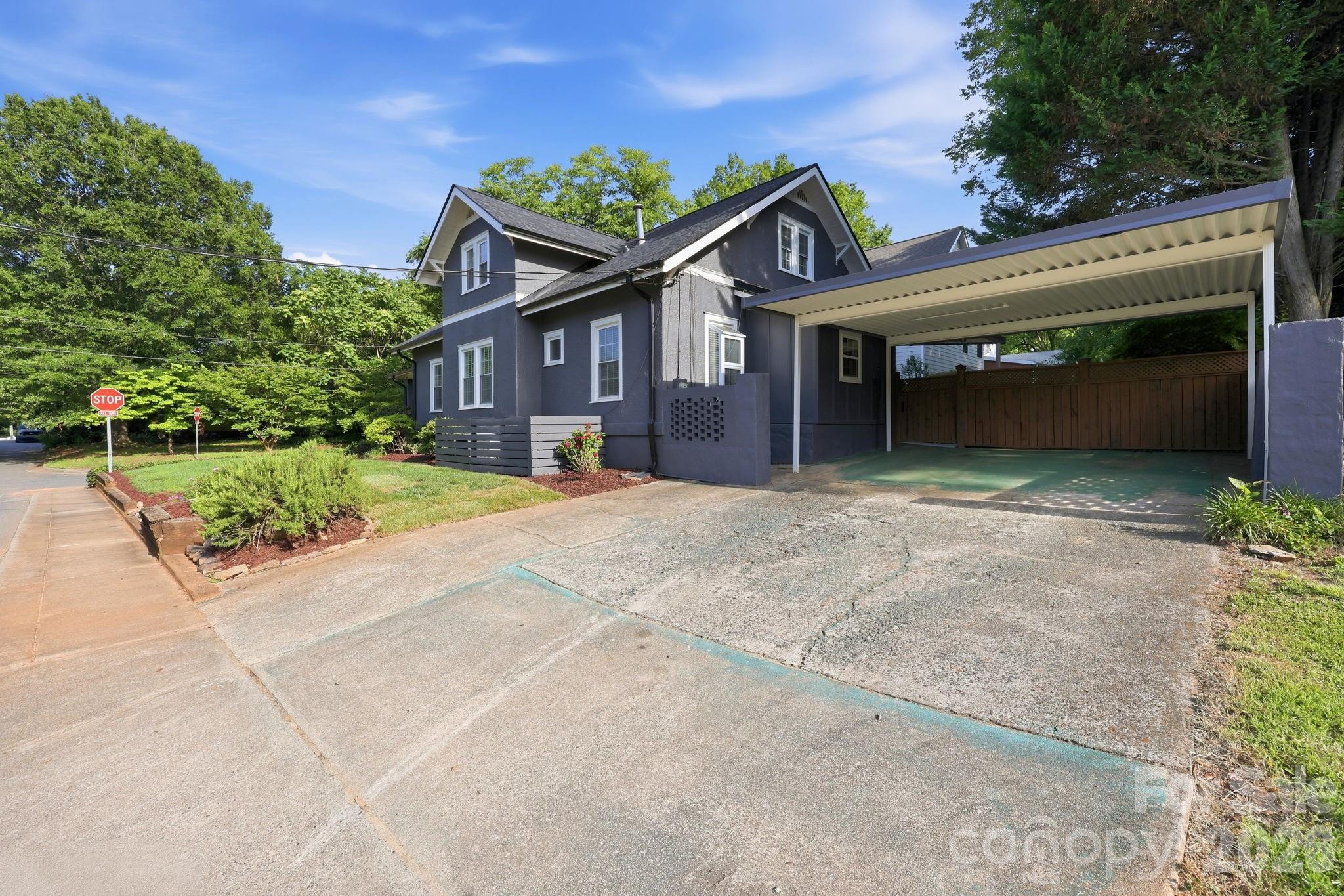 Home for sale at 327 Campus Street, Charlotte, NC — photo 47 of 48