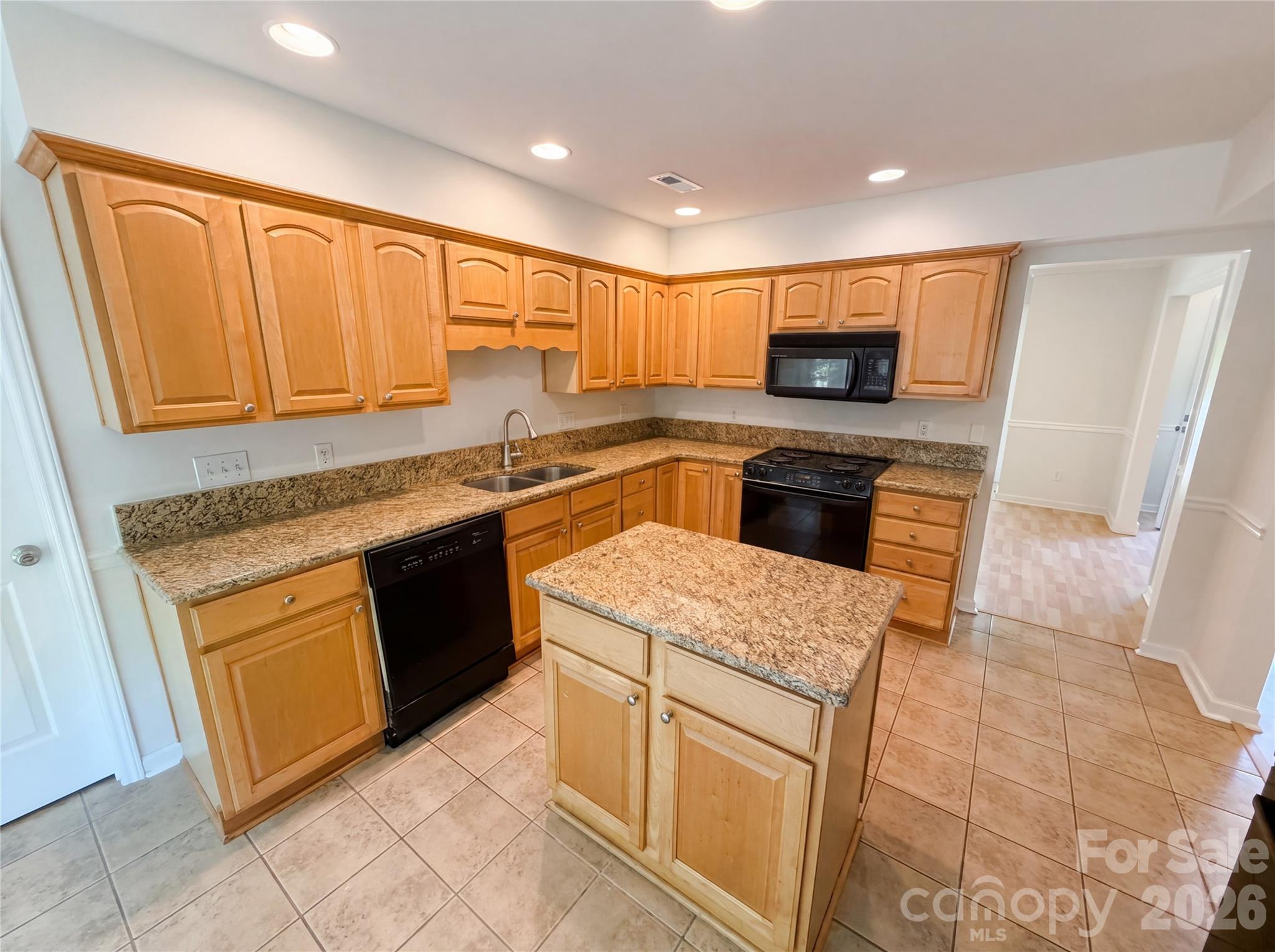 118 Withershinn Drive, Charlotte, NC - photo 7 of 28