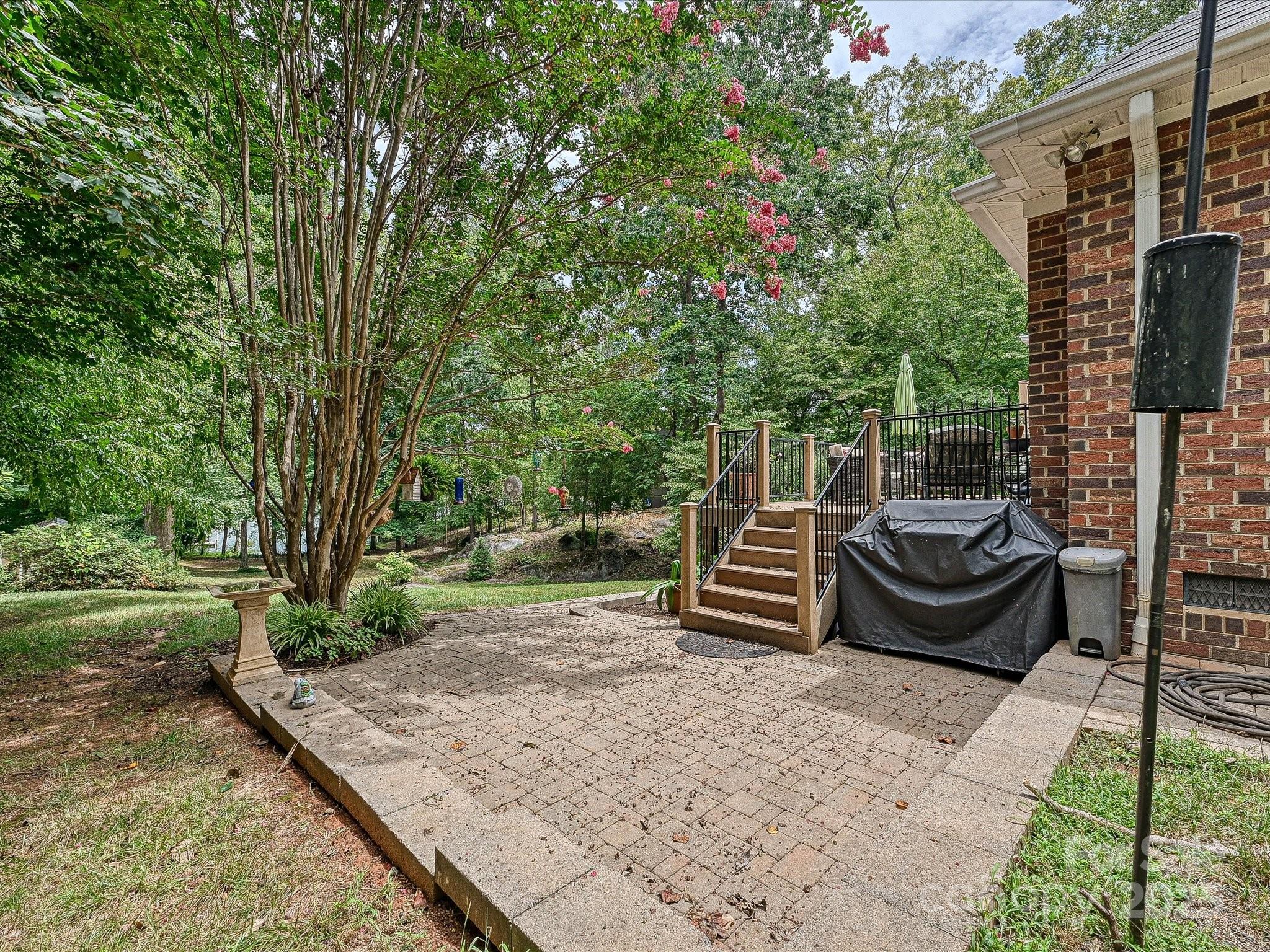 Photo 28 of 11902 Mountain Crest Circle, Charlotte, NC