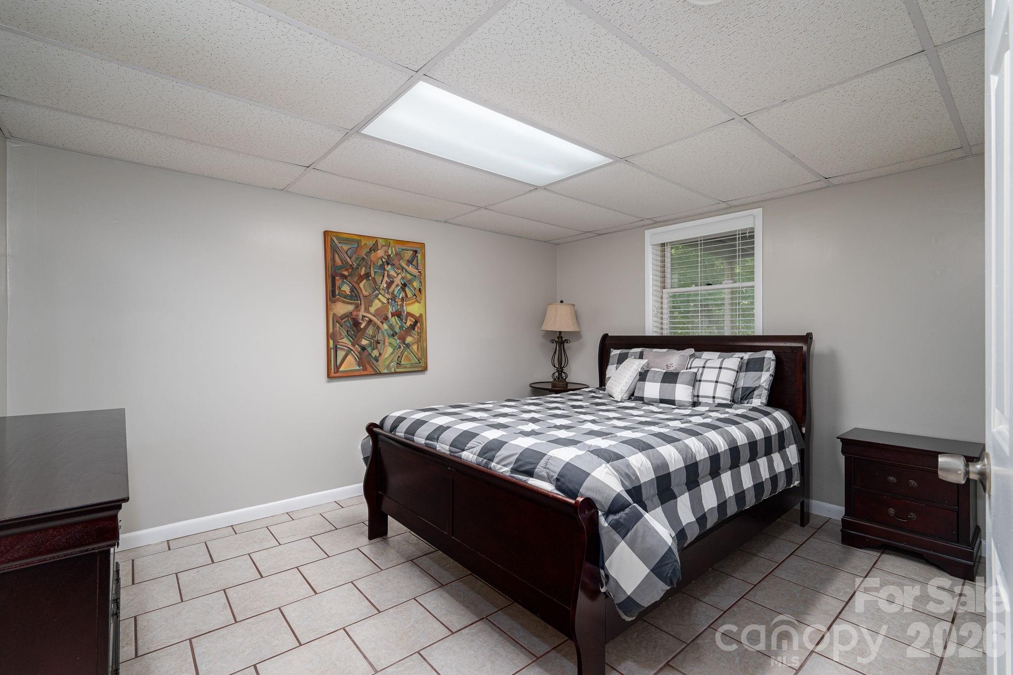 6097 Tuckborough Road, Hickory, NC - photo 30 of 48