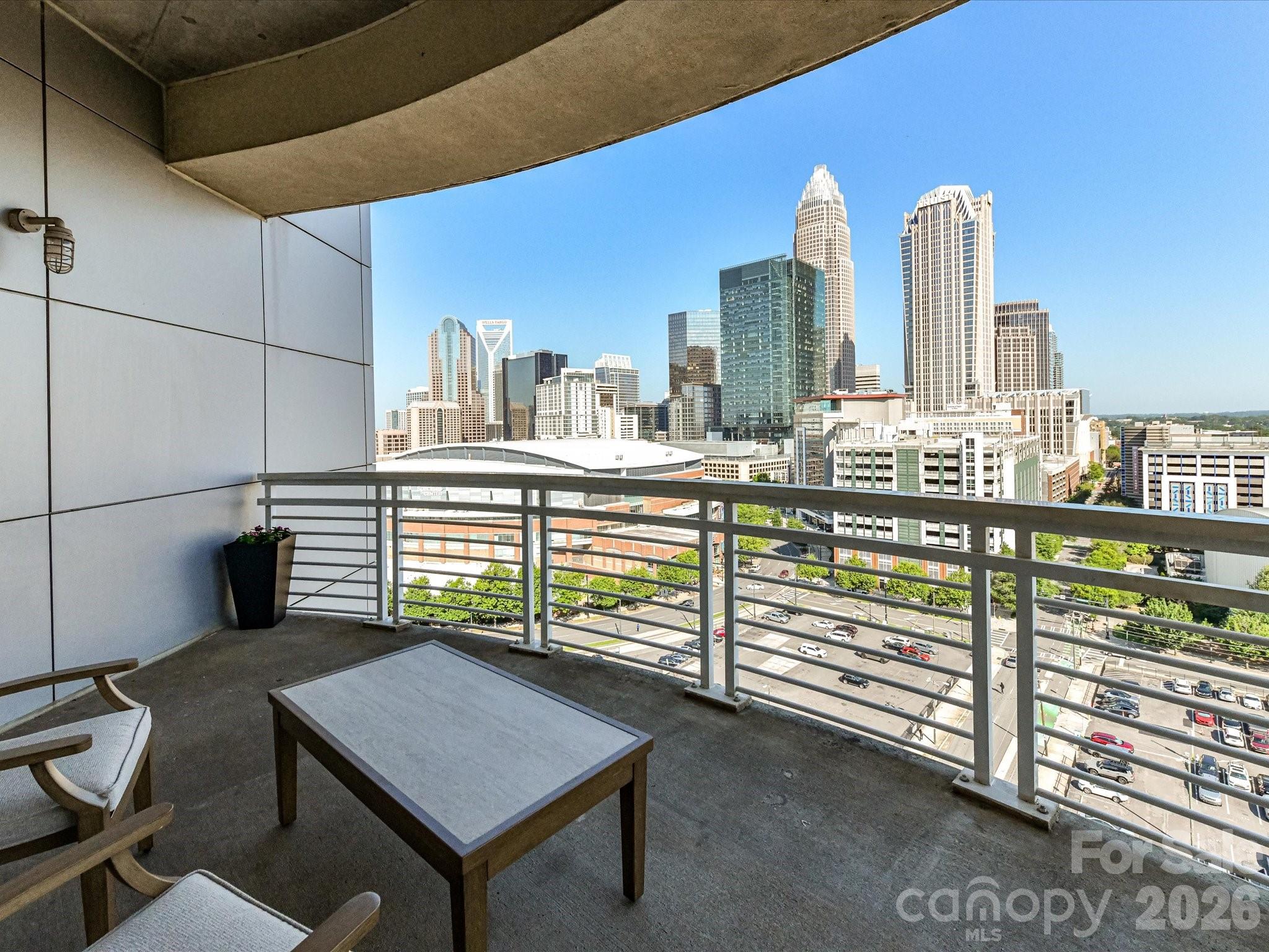 Photo 16 of 505 E 6th Street1601, Charlotte, NC