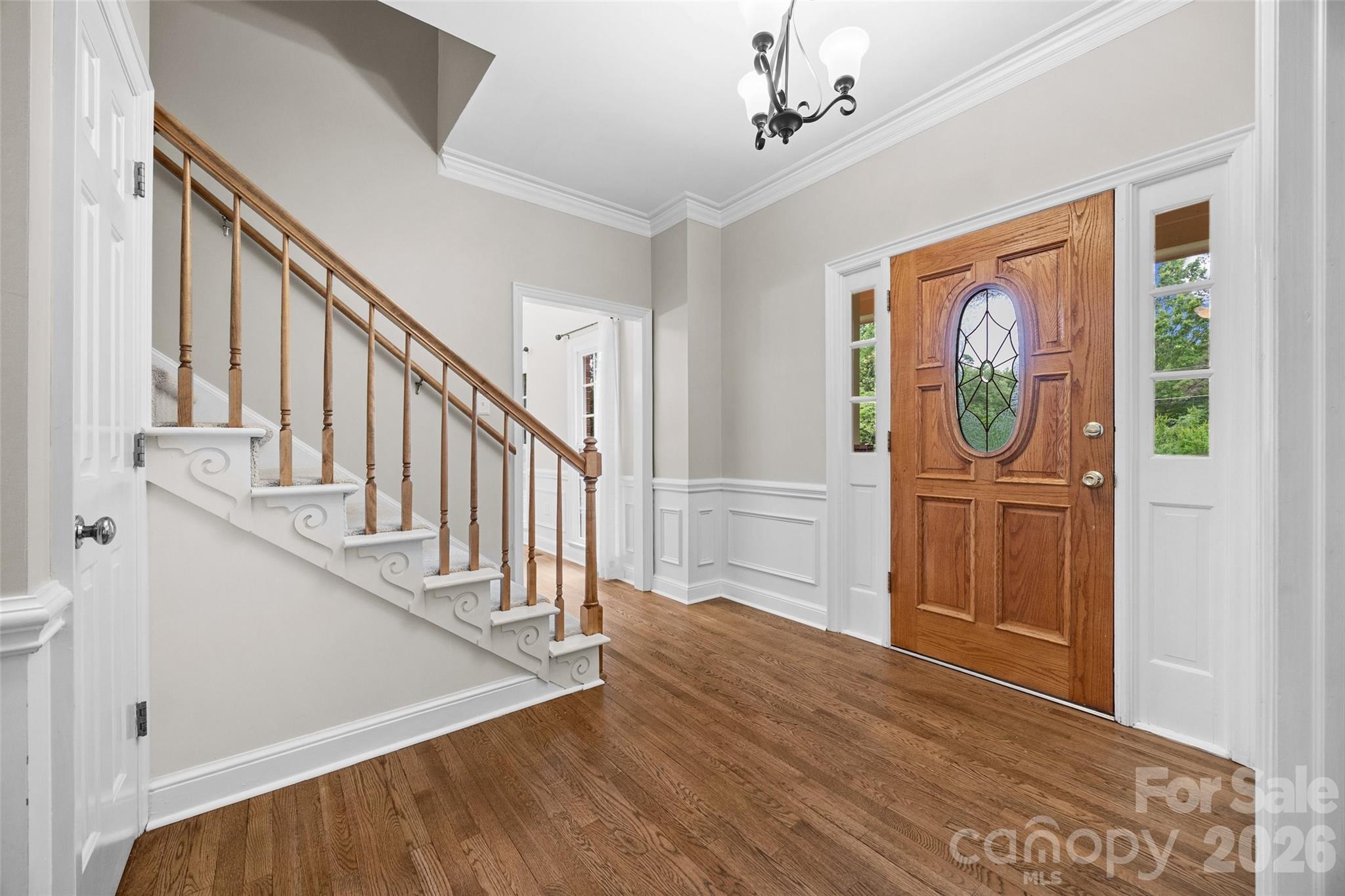 Photo 4 of 2115 E Providence Drive, Charlotte, NC
