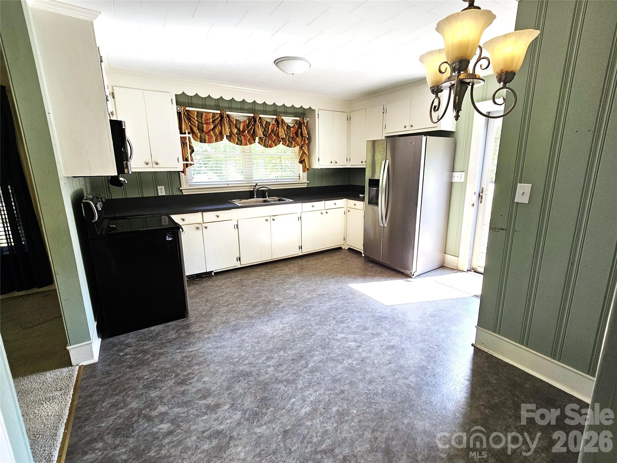 557 Goldmoor Drive NE, Concord, NC - photo 8 of 17