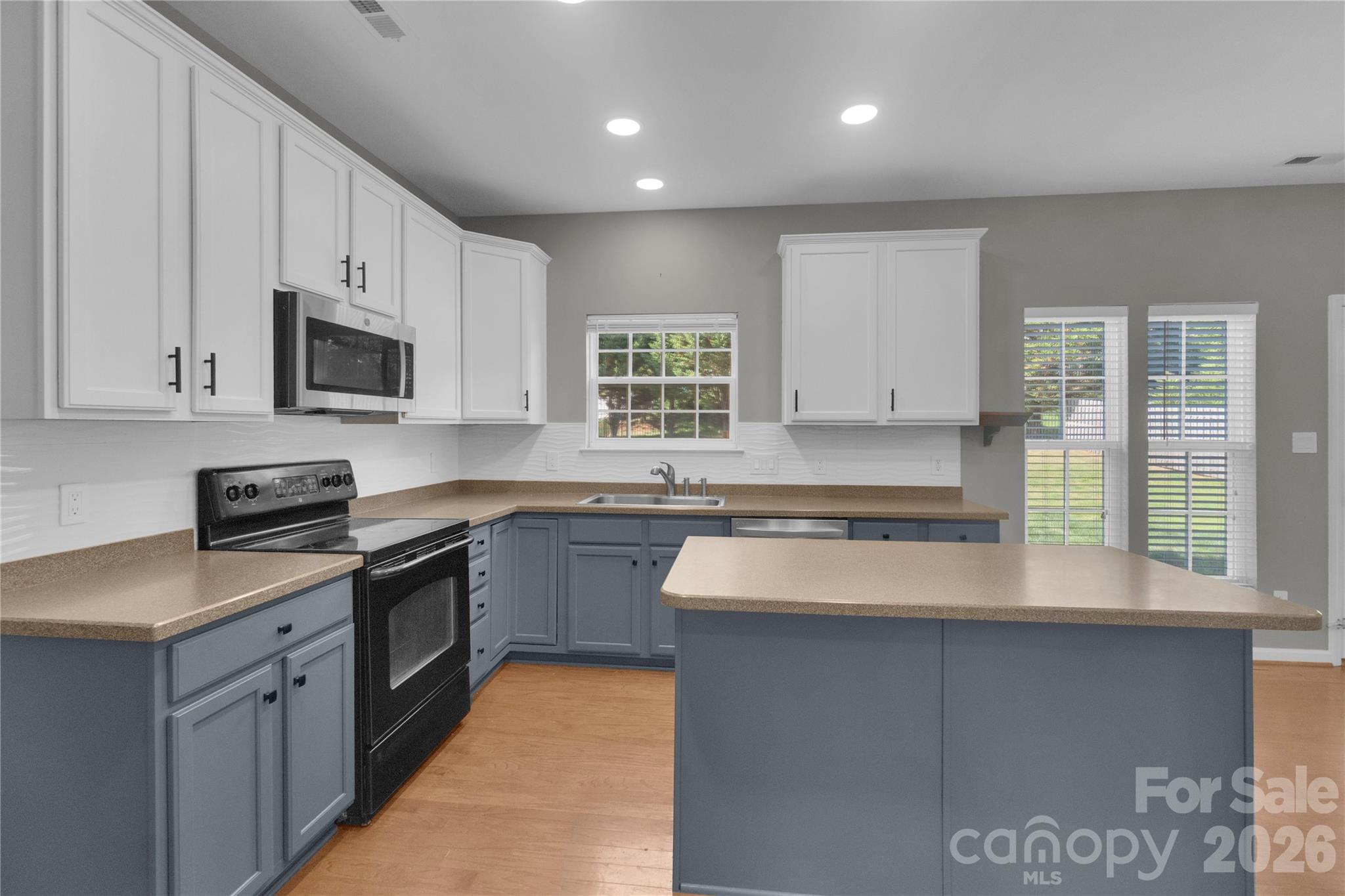 Photo 4 of 1007 Butterburr Drive, Matthews, NC