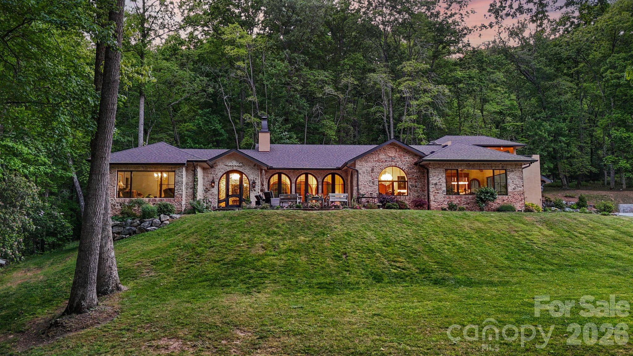 Exterior of 959 & 957 Dave Whitaker Road, Horse Shoe, NC
