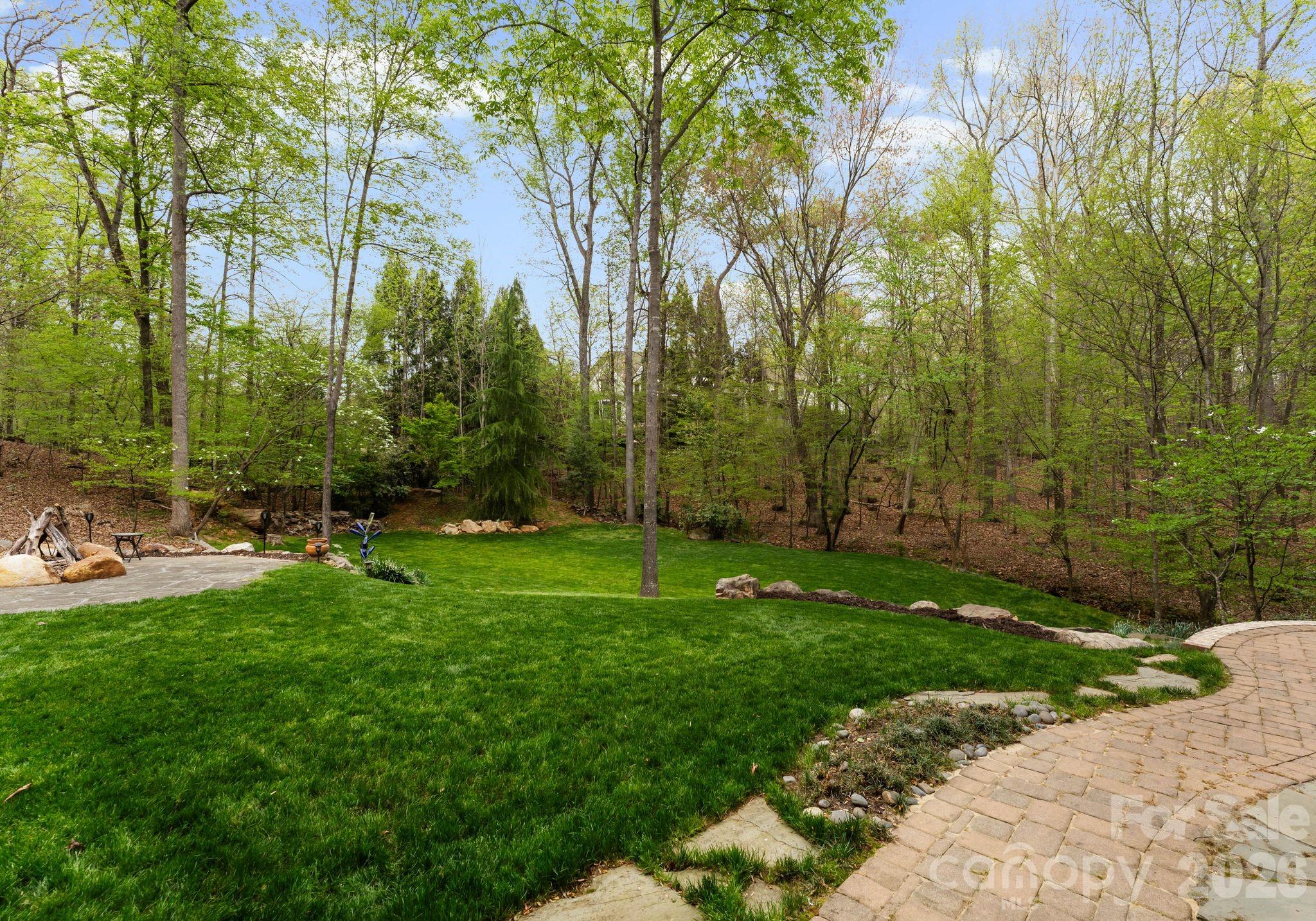 Photo 4 of 1514 Elmsford Lane, Matthews, NC