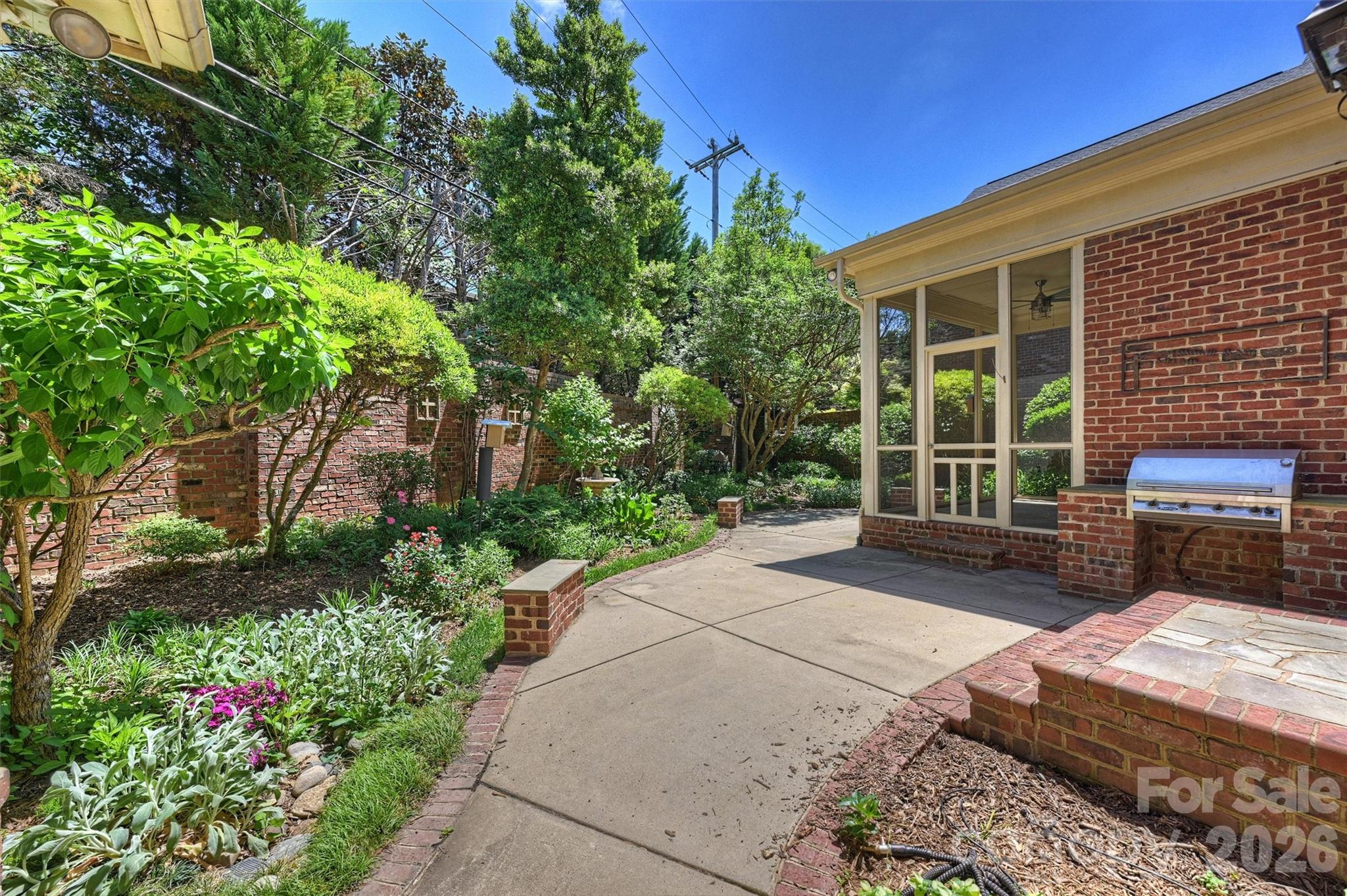 Photo 36 of 1115 S Kings Drive, Charlotte, NC