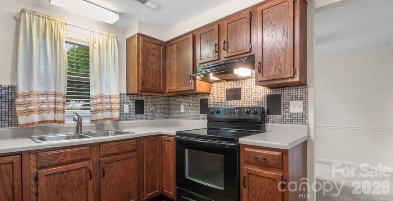 10912 Balbriggan Court, Charlotte, NC - photo 8 of 17