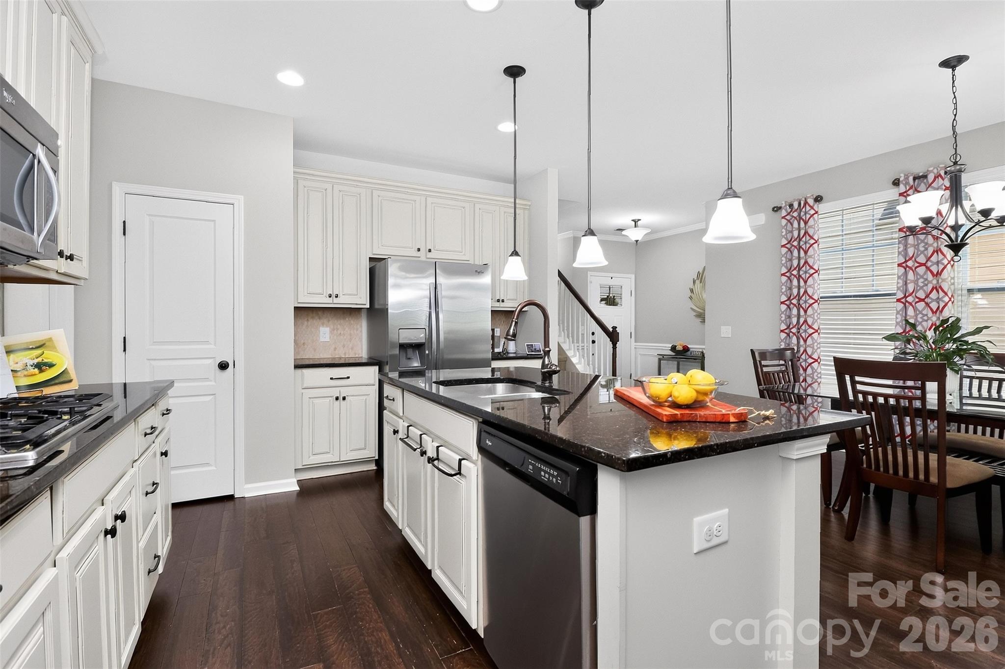 Photo 9 of 4540 Blackmuir Wood Circle, Charlotte, NC