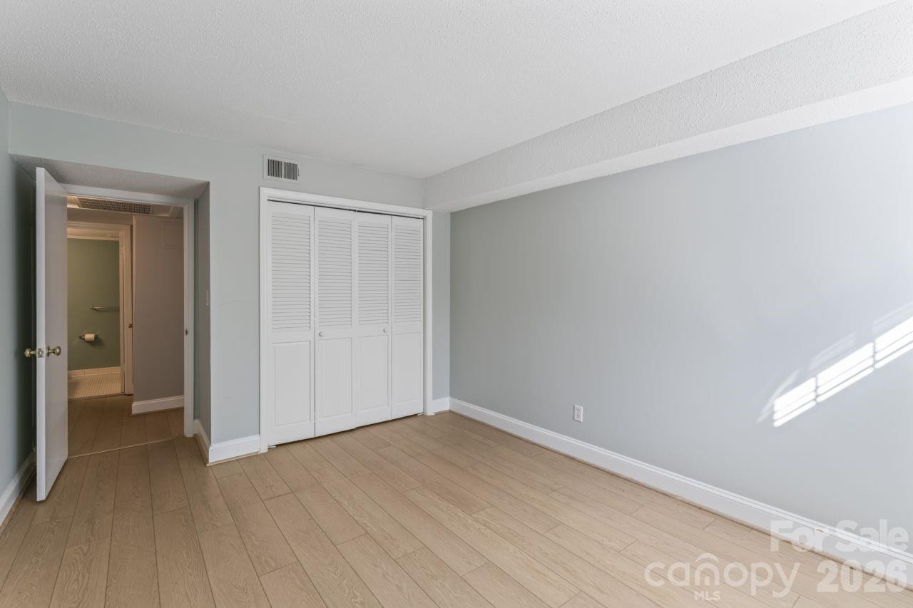 Photo 19 of 4747 Hedgemore DriveB, Charlotte, NC