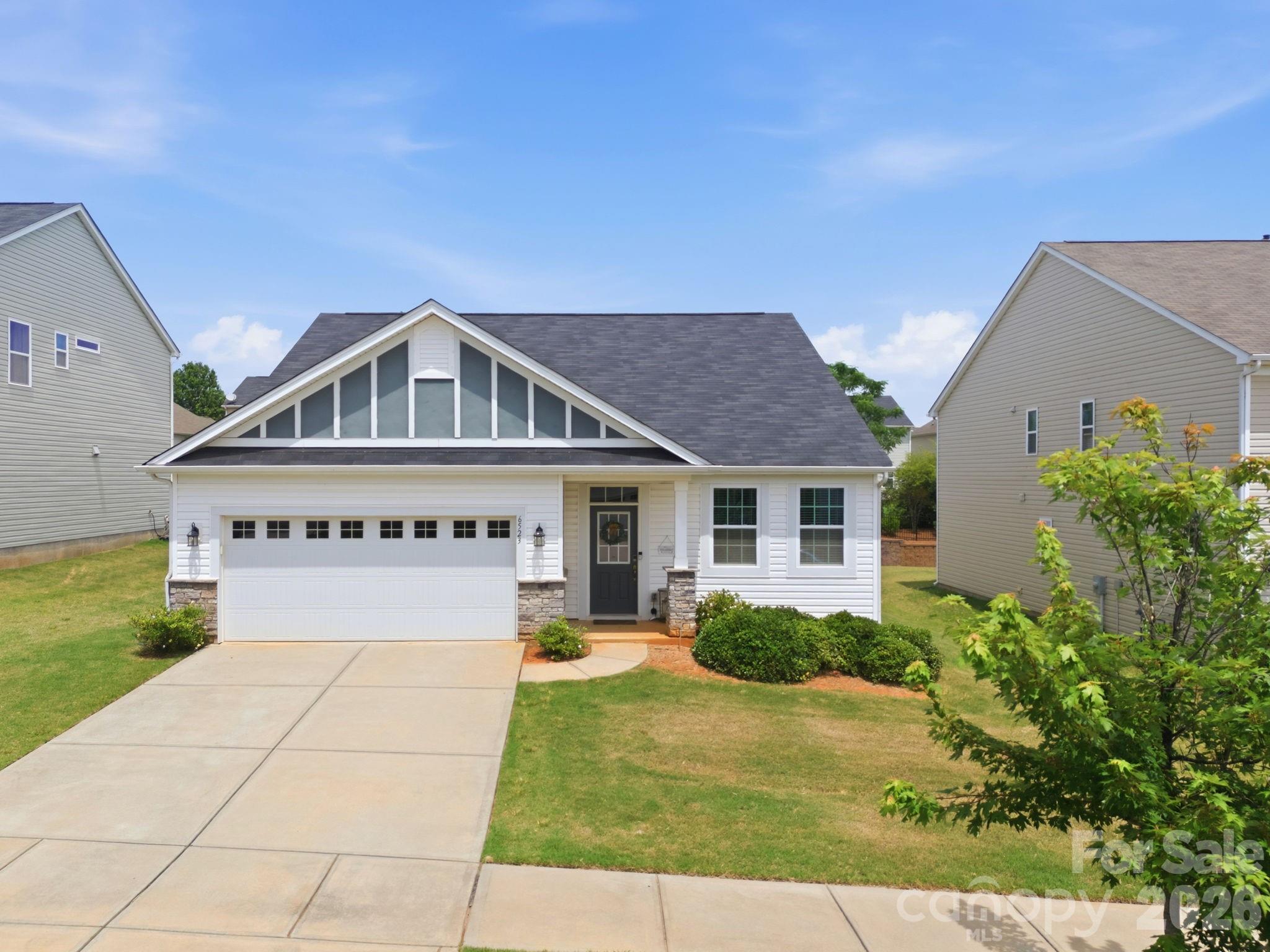 Photo 2 of 6523 Georgia Oak Road, Charlotte, NC