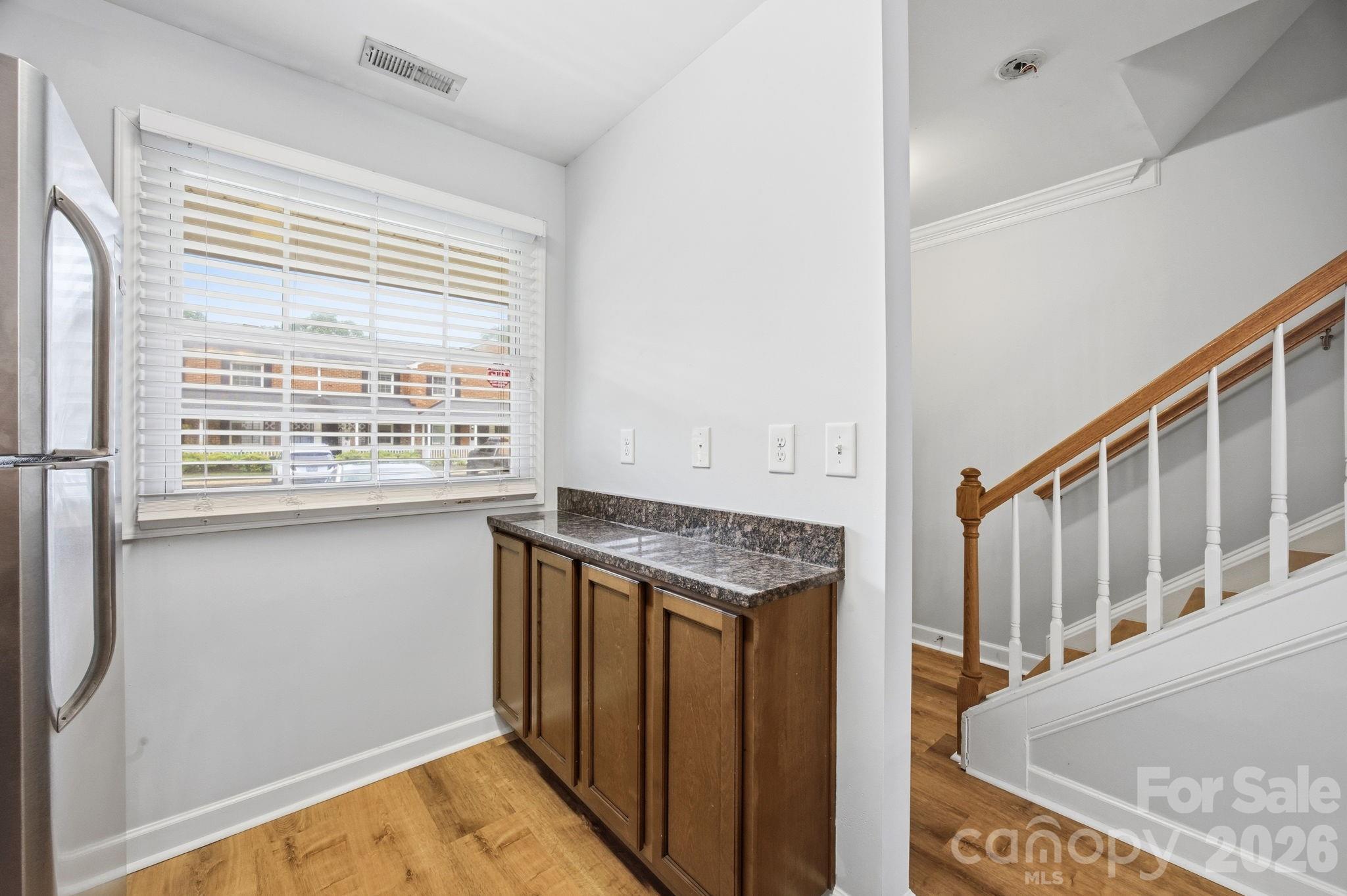Photo 8 of 1215 Green Oaks LaneI, Charlotte, NC