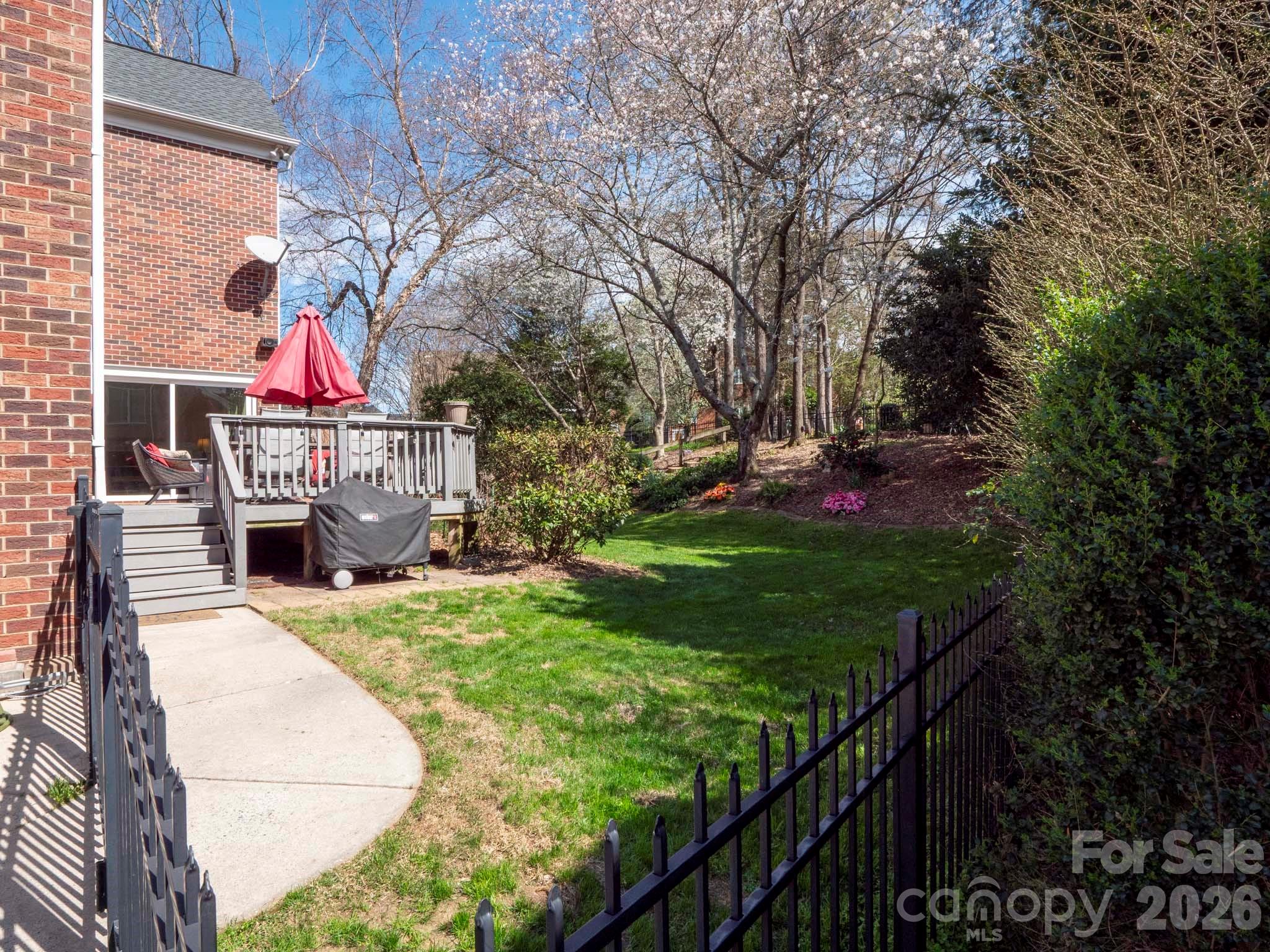 5423 Piper Glen Drive, Charlotte, NC - photo 33 of 42