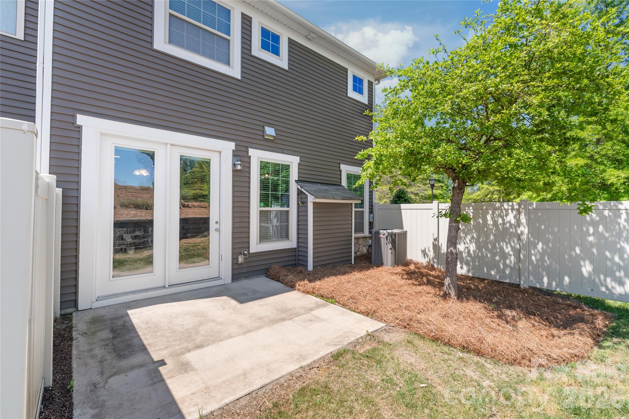 5662 Stonewells Drive, Charlotte, NC - photo 32 of 37