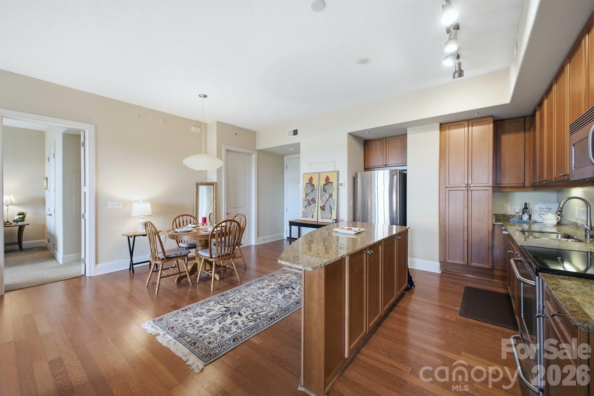 Photo 8 of 4620 Piedmont Row Drive714, Charlotte, NC