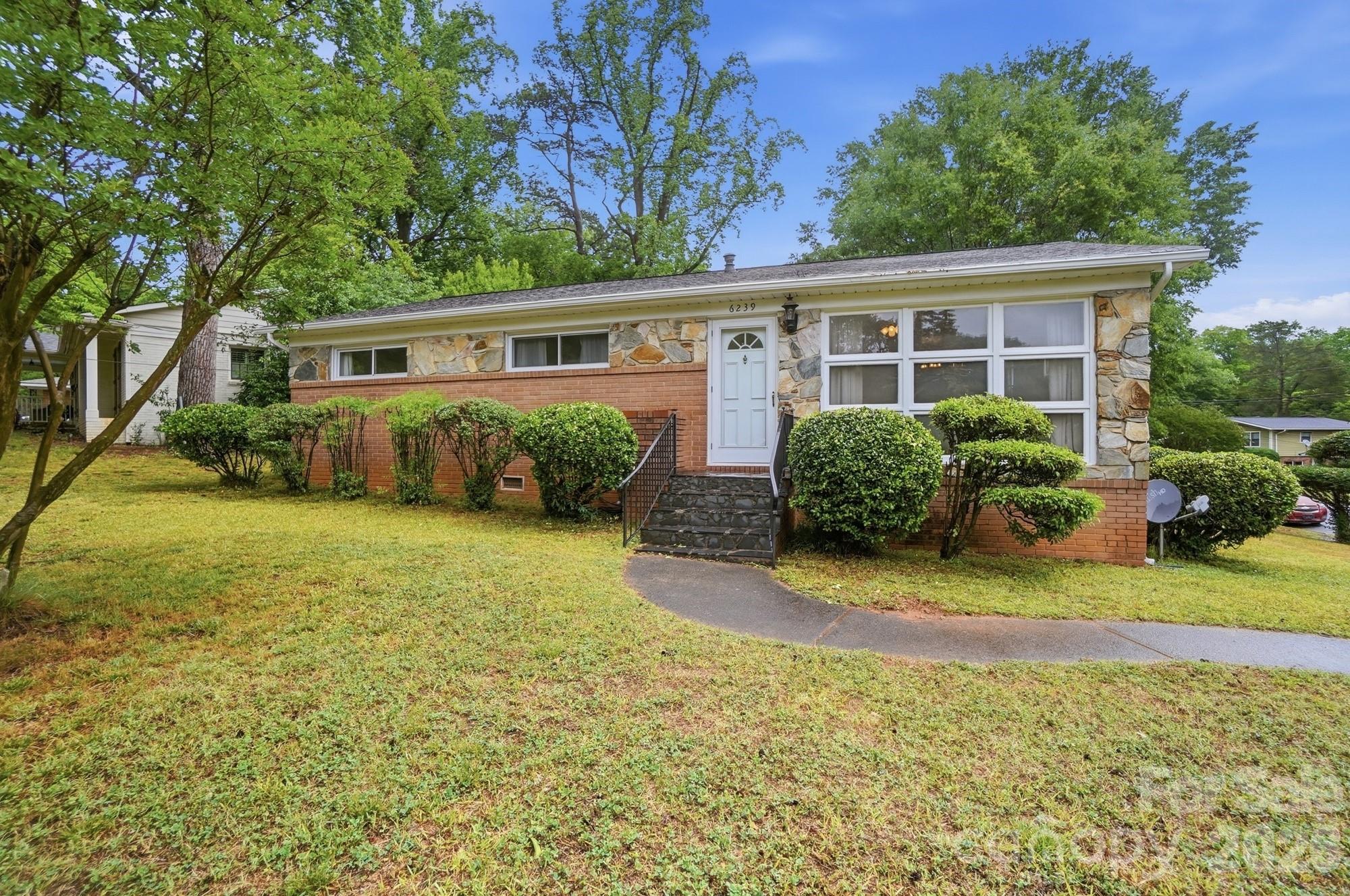 6239 Netherwood Drive, Charlotte, NC - photo 1 of 45