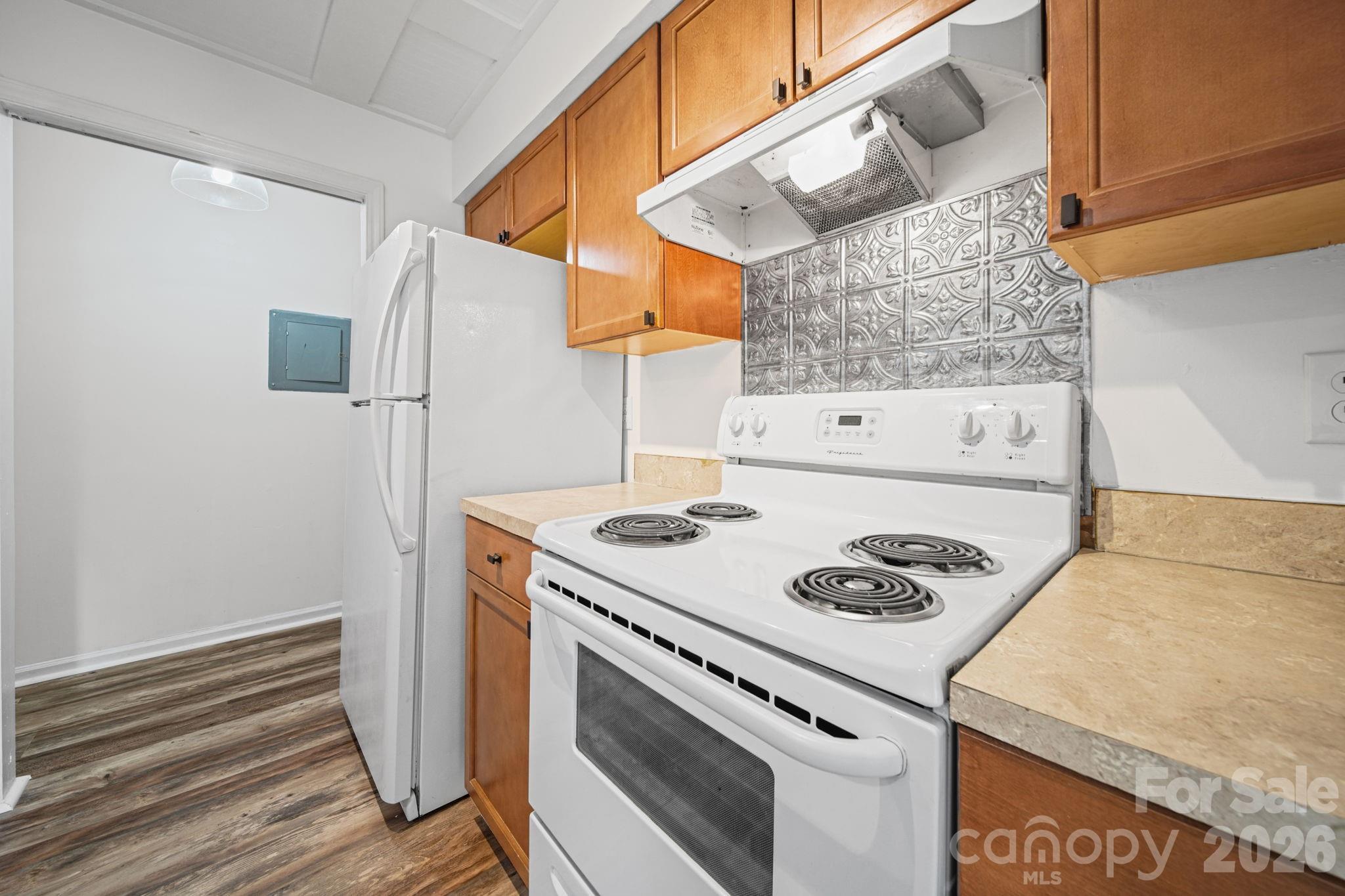 Photo 11 of 11023 Harrowfield Road, Charlotte, NC