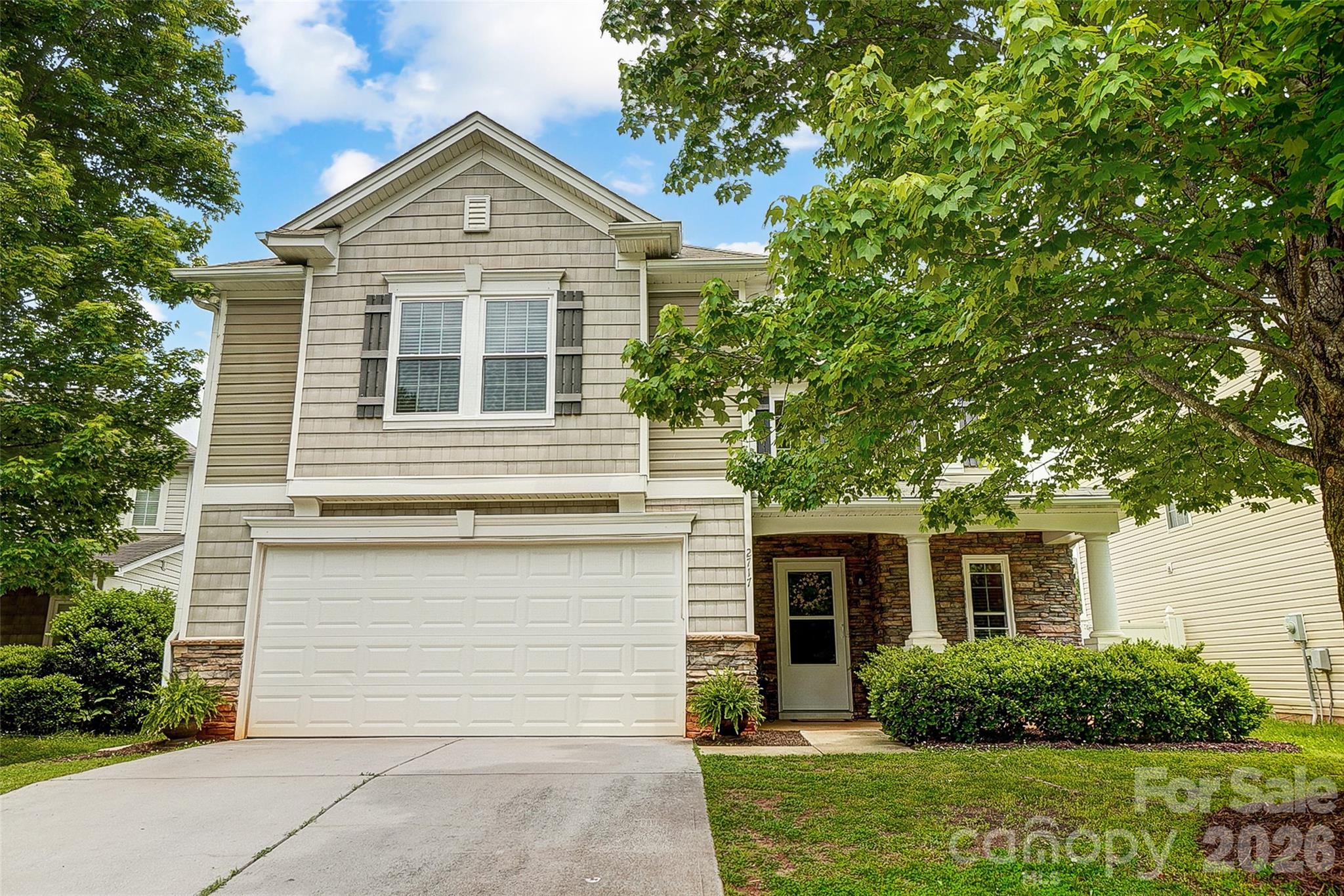 Home for sale at 2717 Markham Woods Court, Charlotte, NC — photo 2 of 35