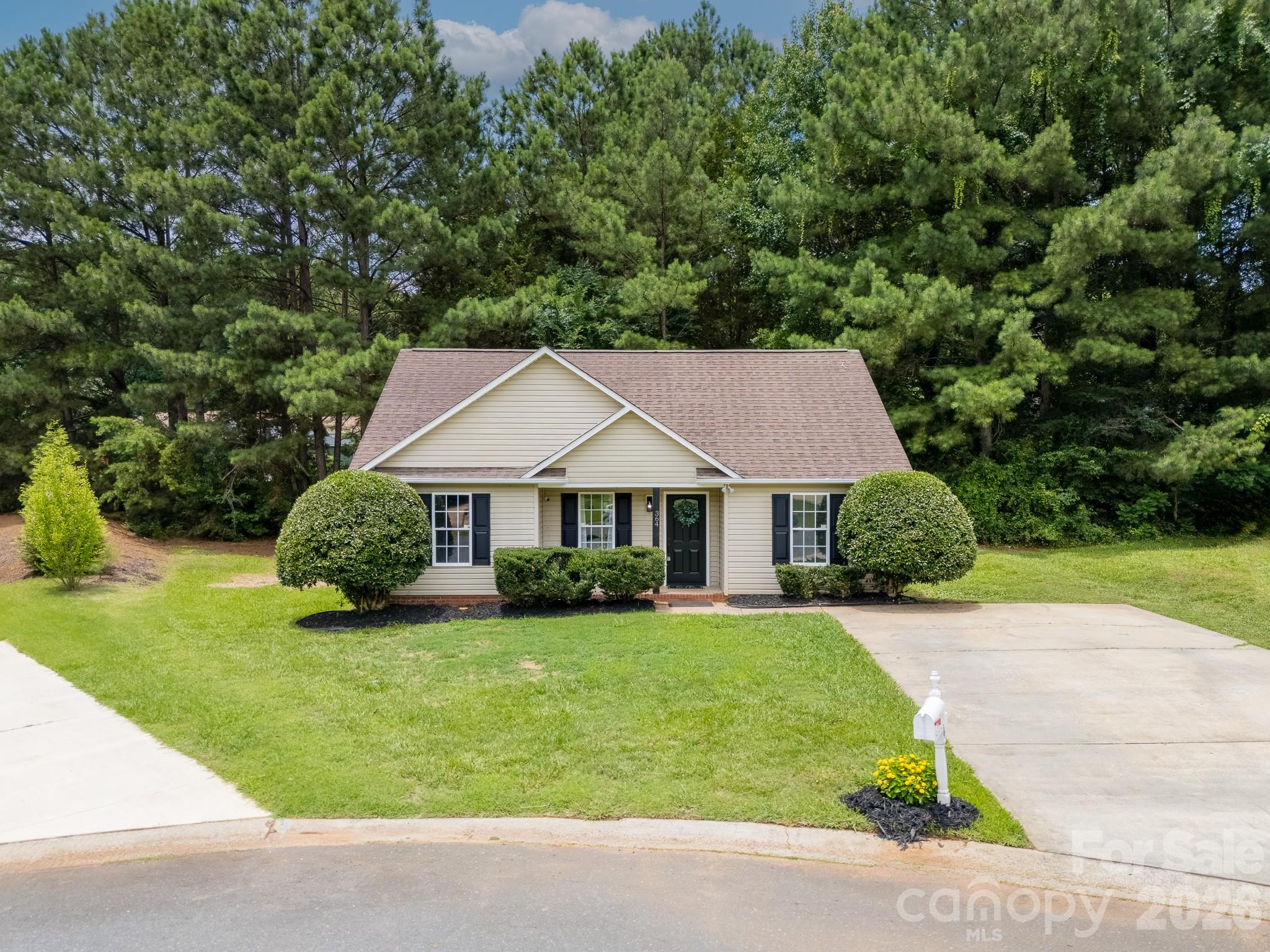 Home for sale at 364 Masters Drive, Rock Hill, SC — photo 1 of 29