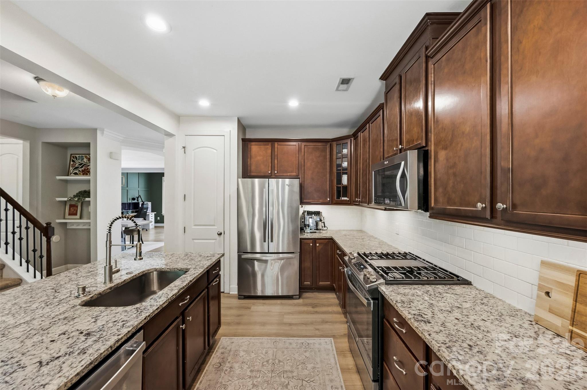 Photo 15 of 7116 Toxaway Lane, Charlotte, NC