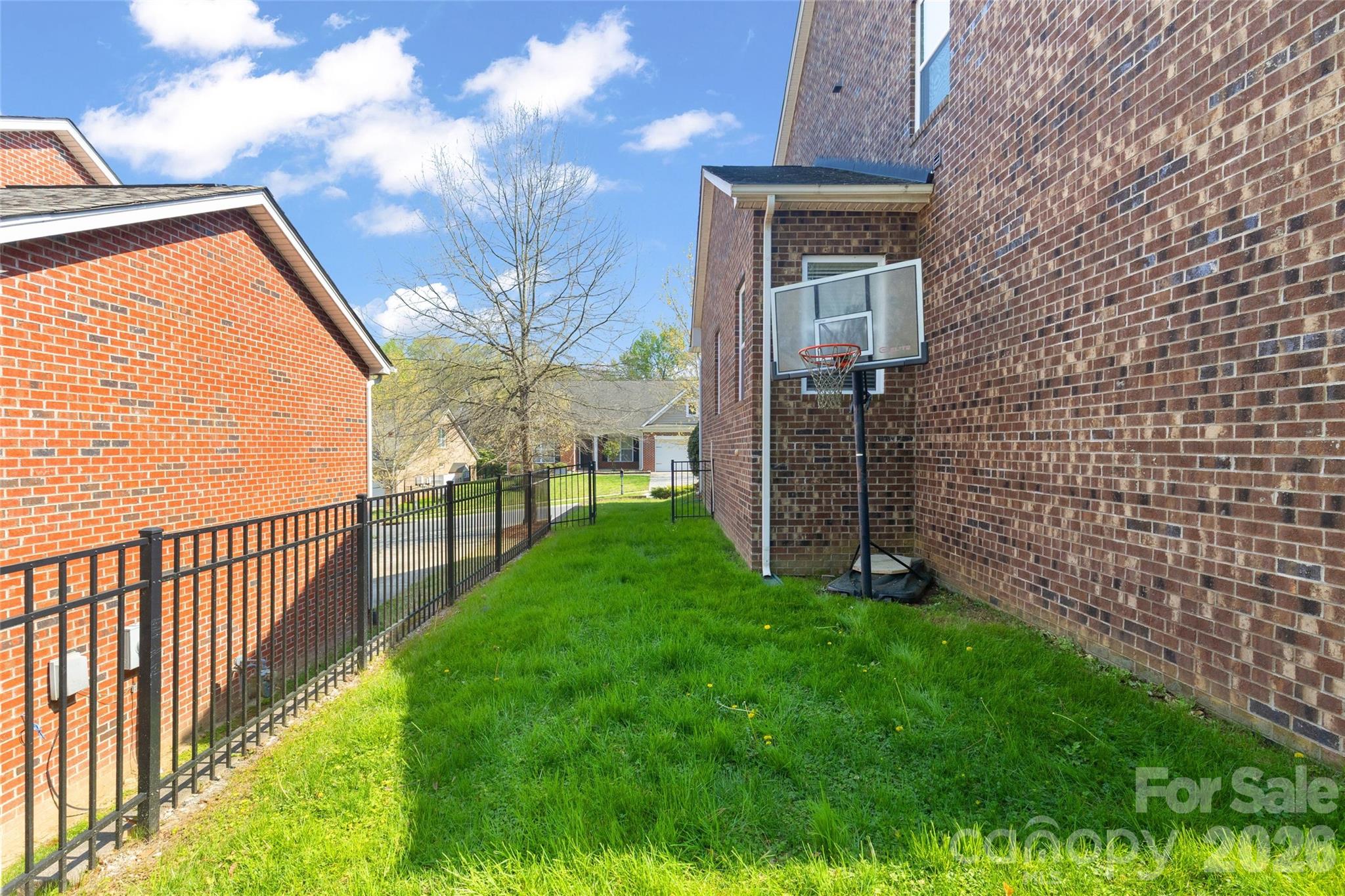 Photo 42 of 7921 Rolling Creek Court, Charlotte, NC