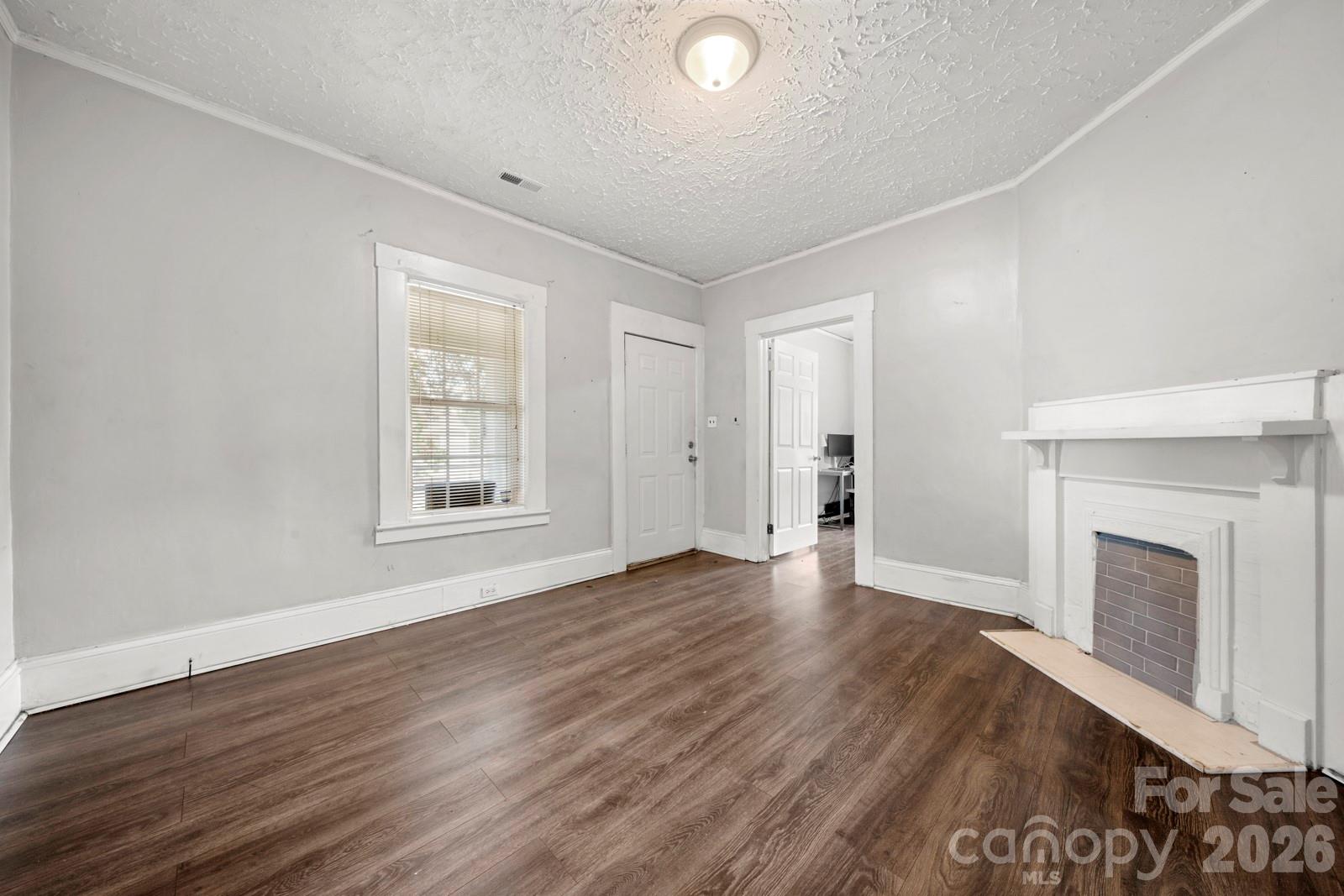 225 Flint Street, Charlotte, NC - photo 9 of 31