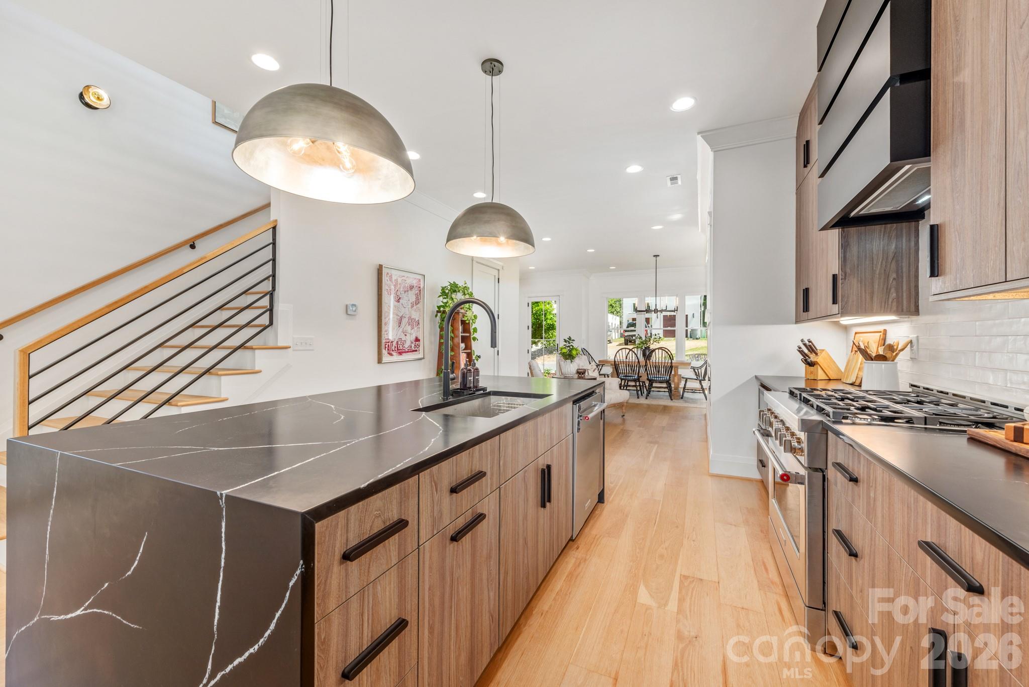 313 Solomon Street, Charlotte, NC - photo 9 of 46